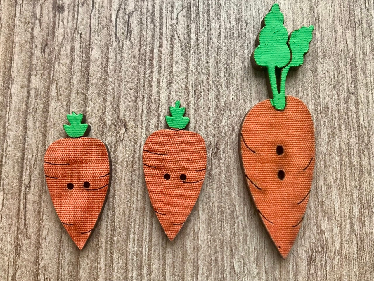 Bunny in Top Hat, Easter Craft Buttons, Wooden Bunny and Carrots, Set ...