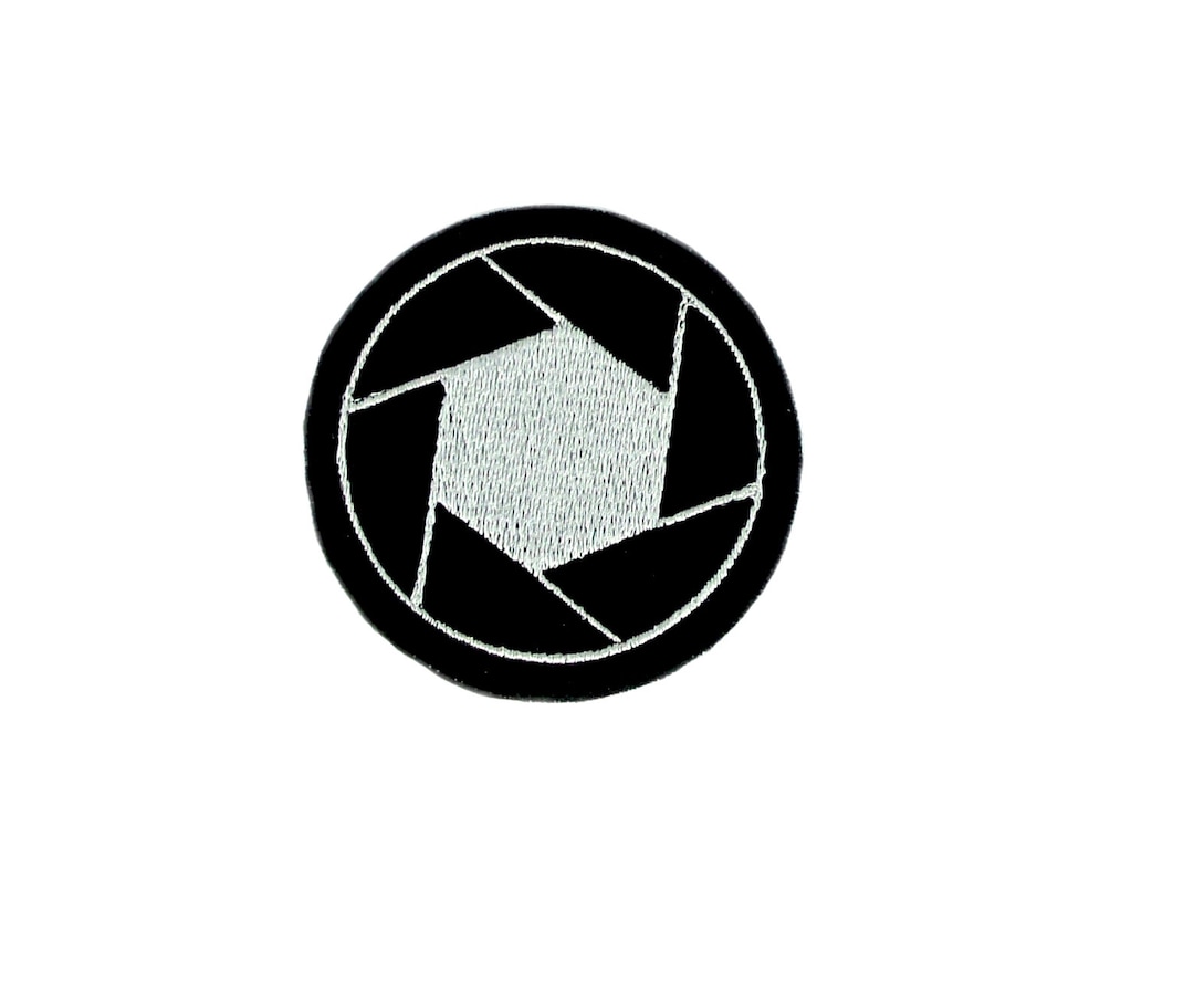 Embroidered Patch Applique Sew Badge Iron on Glue Camera Shutter Lens ...