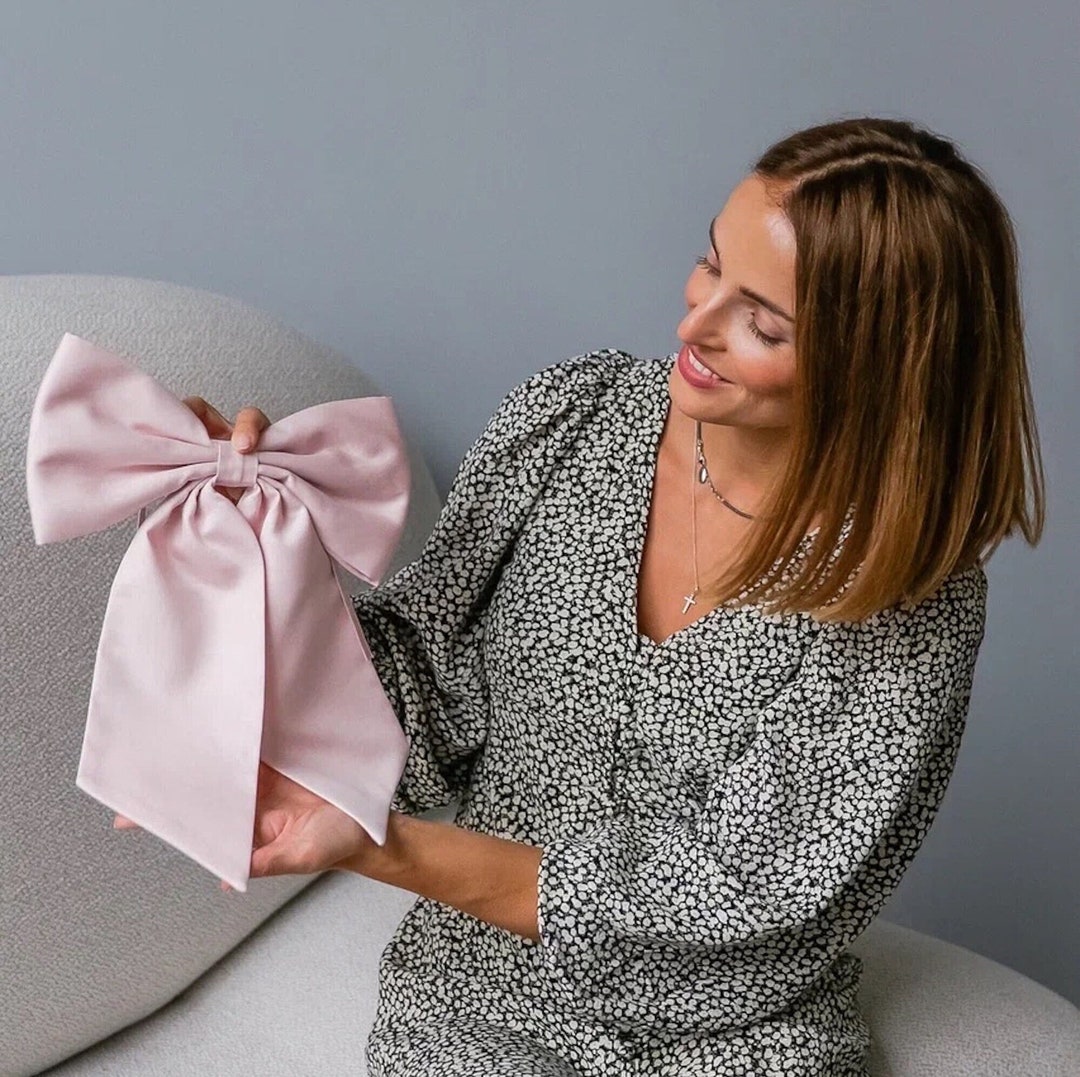 Large Pale Pink Bow for Nursery Decoration, Tieback - Etsy