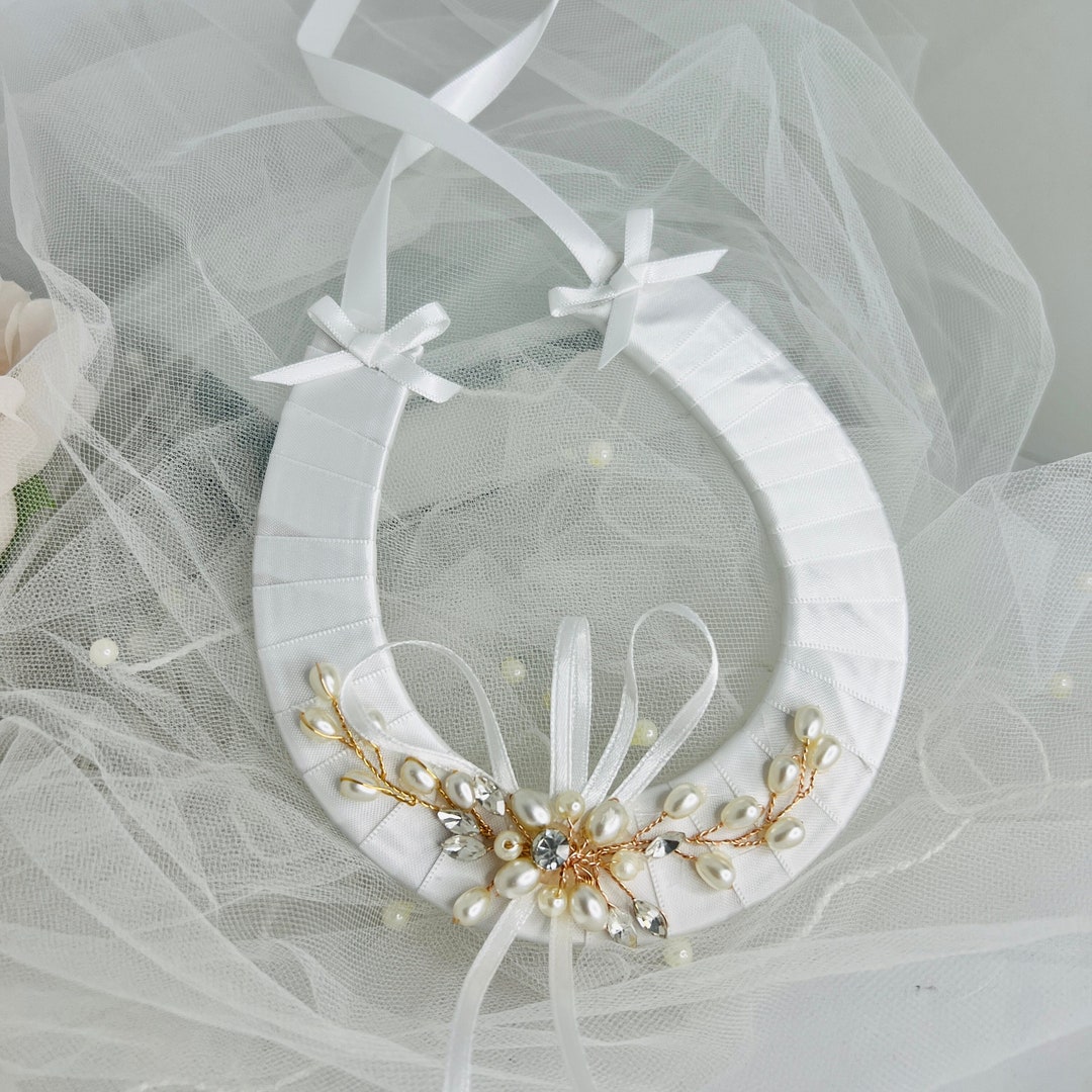 White Satin Bridal Horseshoe: Pearl Wedding Good Luck Charm - Etsy UK