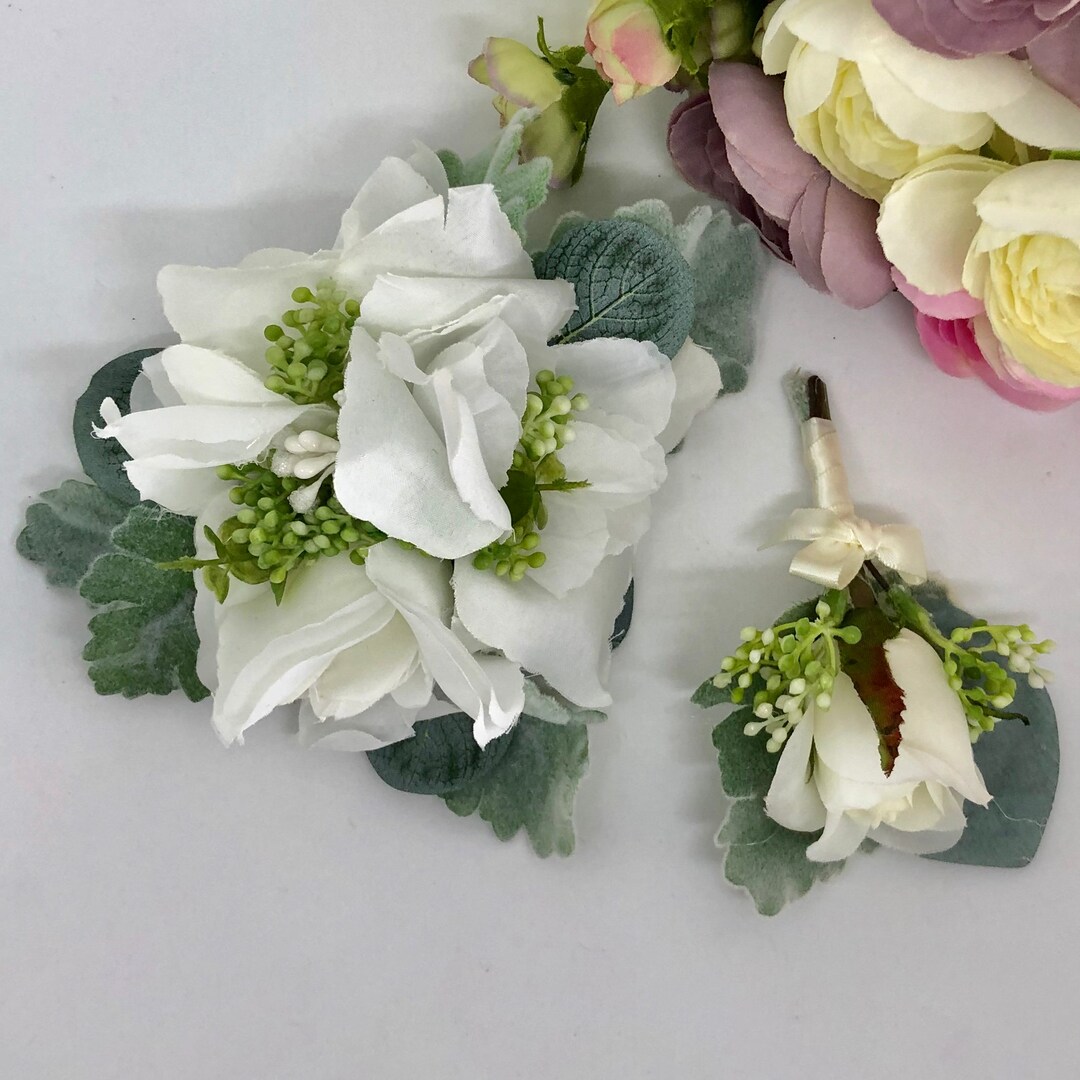 Corsage, Formal Corsage, Corsage Set, White Formal Corsage, Wrist ...