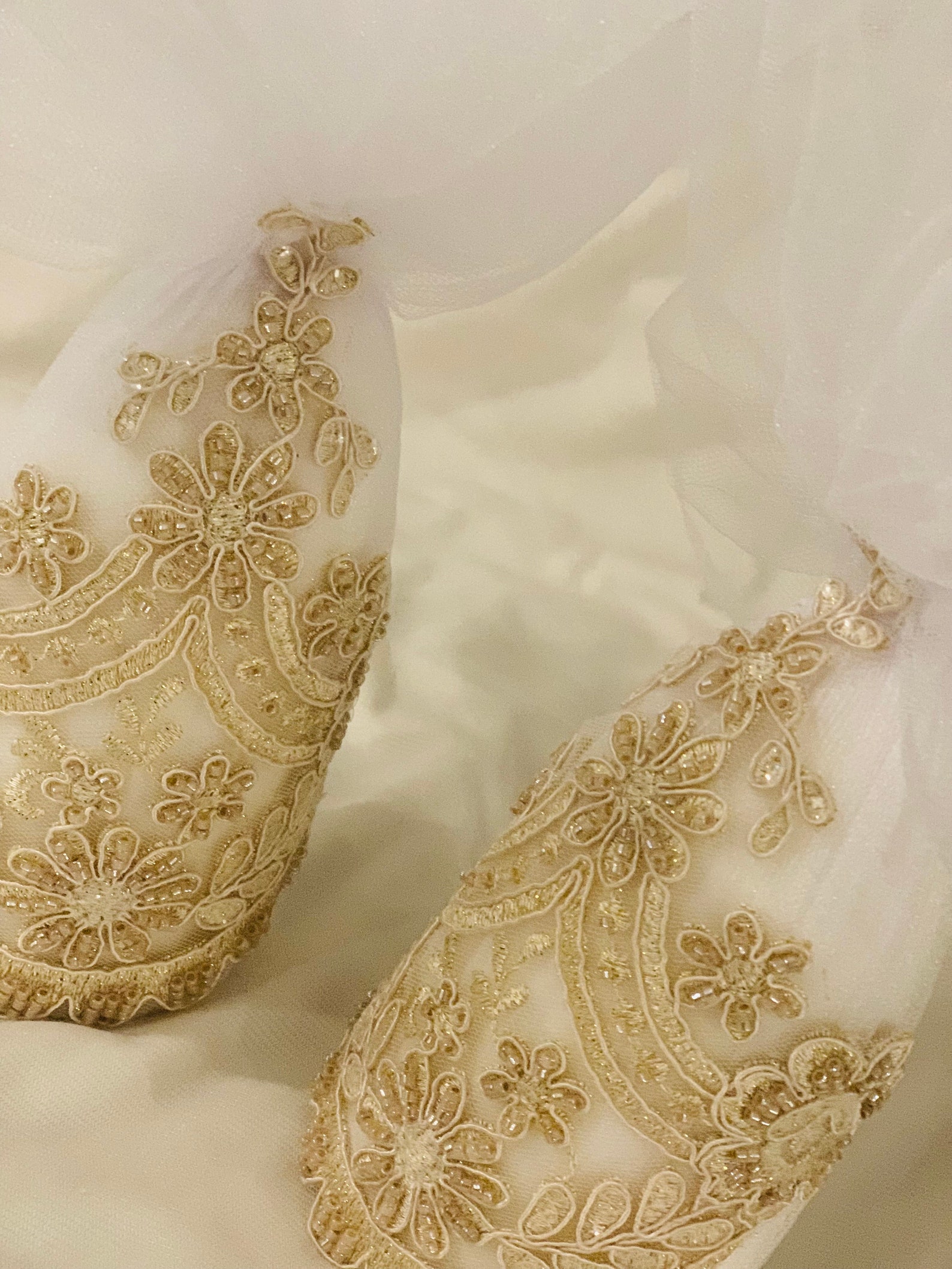 Sofreh Aghd Kaleh Ghand Suger Cone With Gold Lace Applique for Persian ...