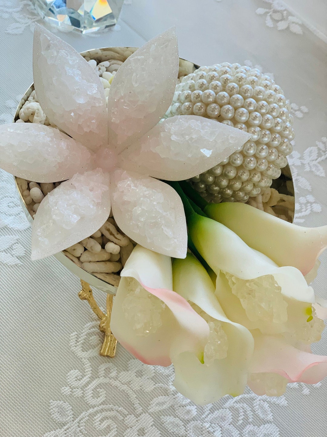 Sofreh Aghd White/pink Nabat Flower With Five Calle Lilly With Nabat ...