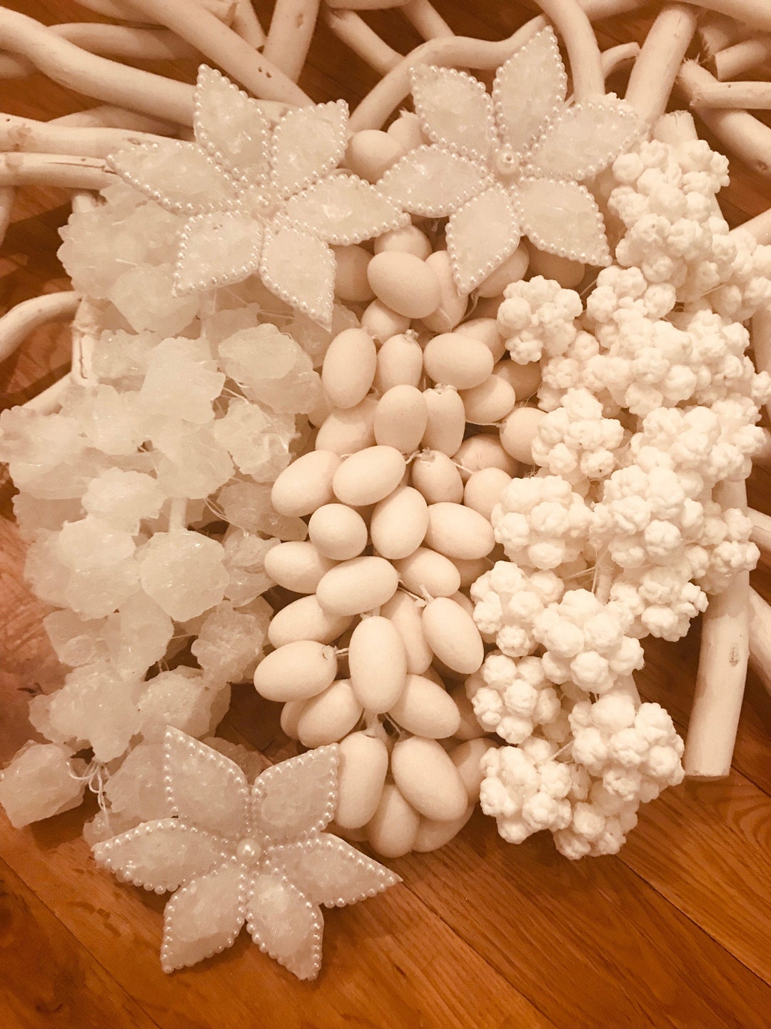 Sofreh Aghd White Nogl/nabat/jordan Almonds Cluster Khosheh for Persian ...