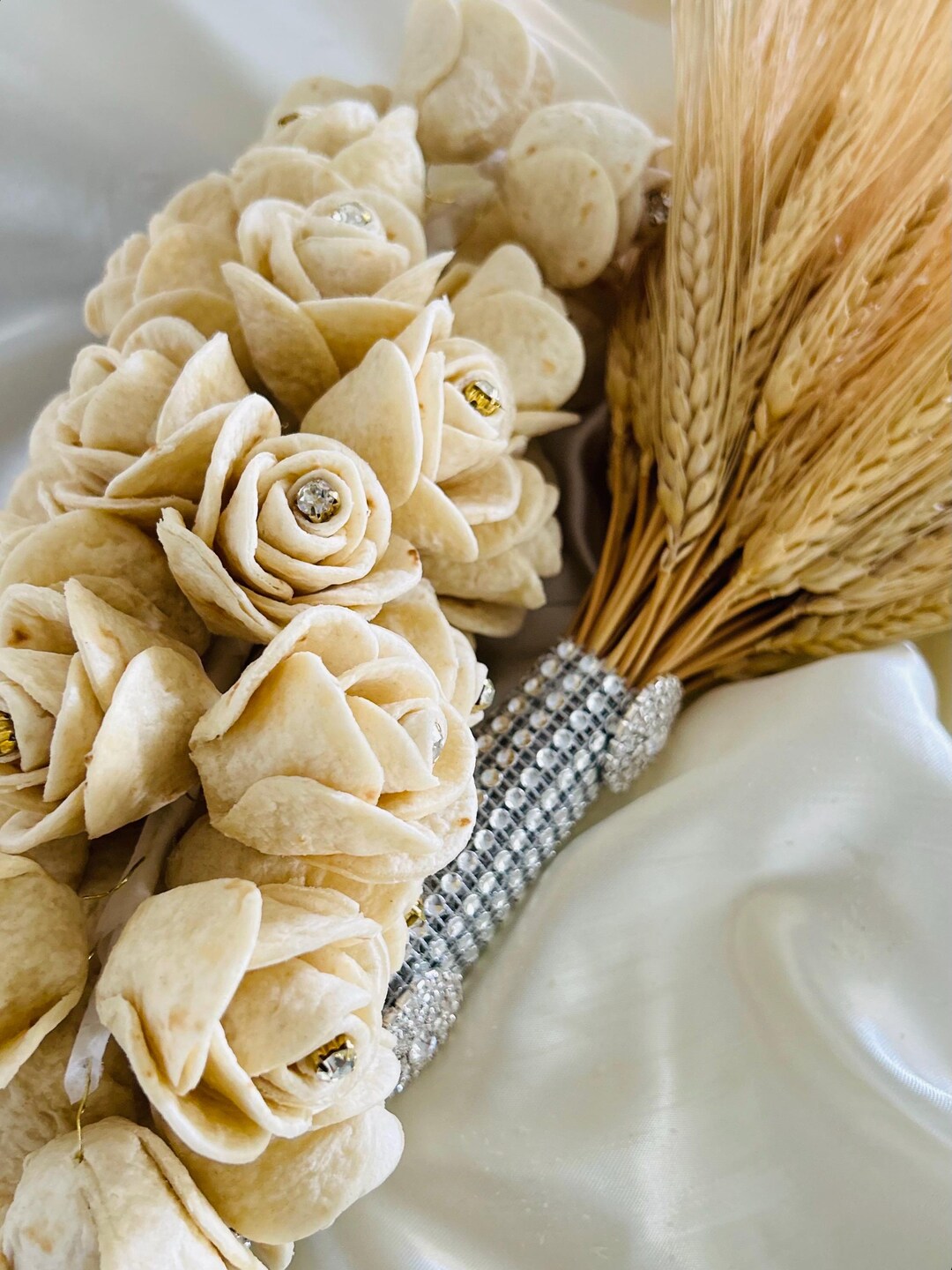 Sofreh Aghd Natural Wheat and Natural Bread Rose Cluster (khosheh) for ...