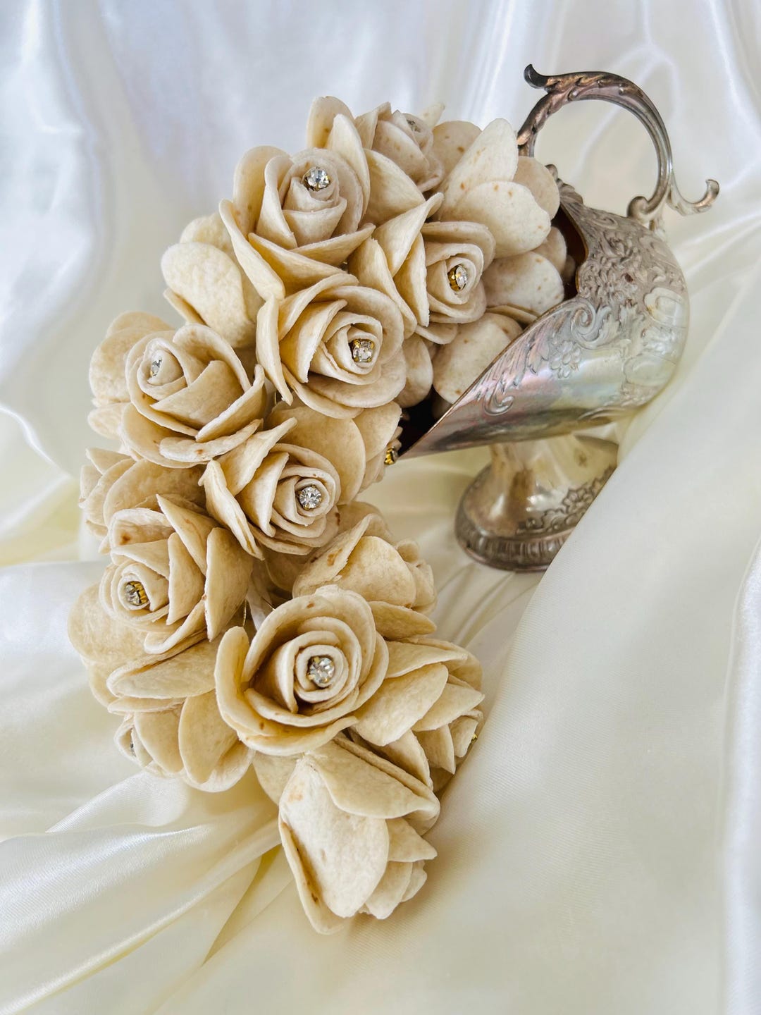 Beautiful Small Rose Cluster With Diamond Center for Sofreh Aghd Aroosi ...