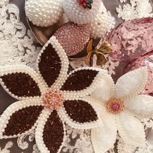 Sofreh Aghd Nabat & Esphand Flowers With Pearl Trimming for Persian ...