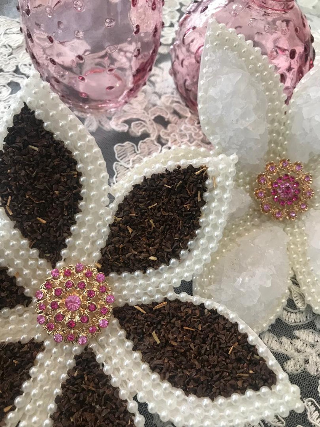 Sofreh Aghd Nabat & Esphand Flowers With Pearl Trimming for Persian ...