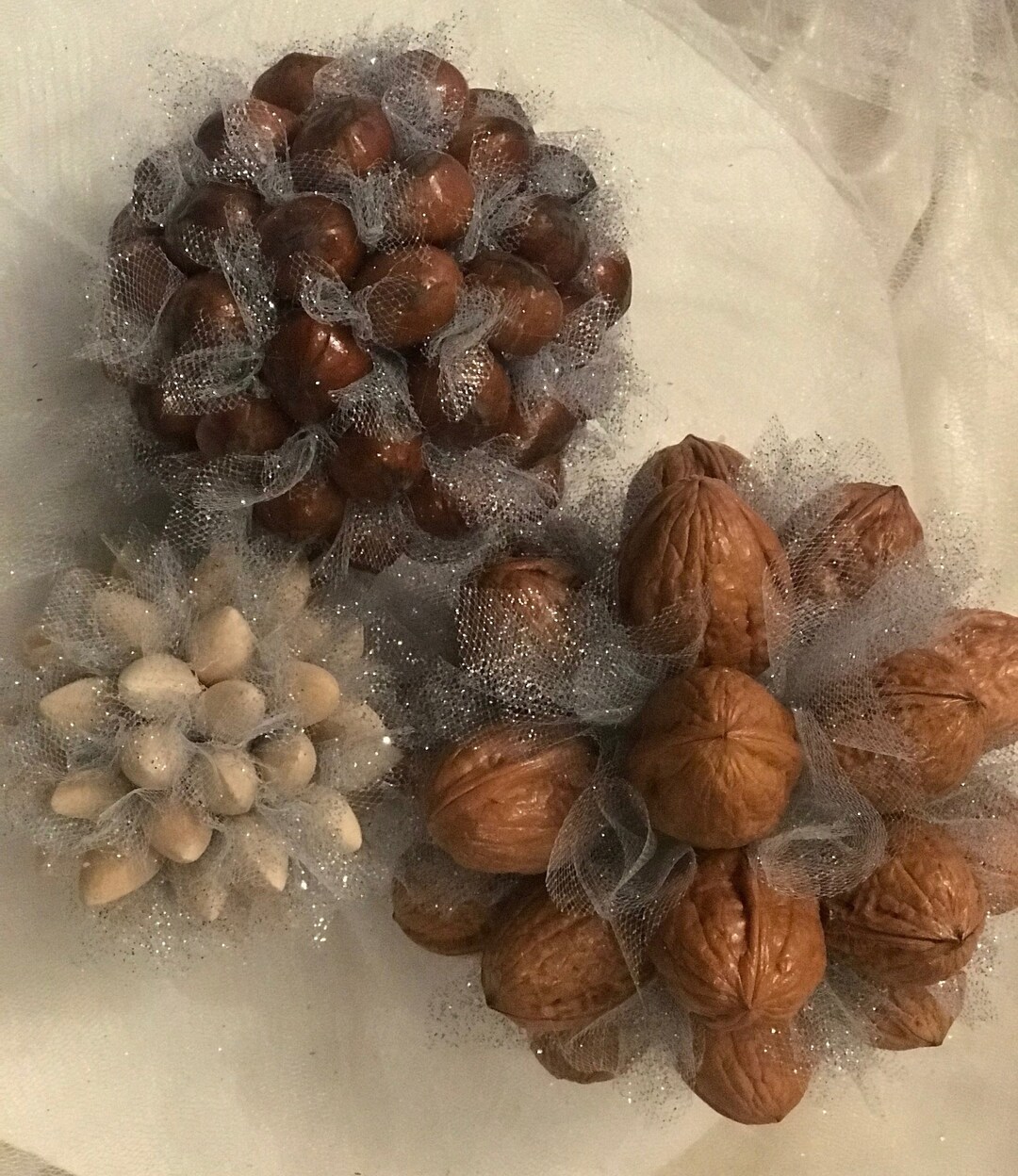 Sofreh Aghd Natural Hazelnut, Walnut and White Almond Cluster Round for ...