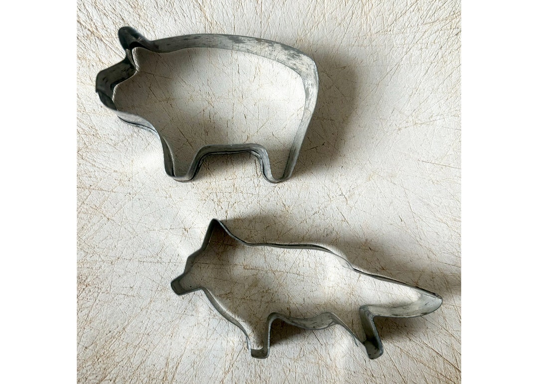 Vintage Pig and Fox Farm Animal Shaped Biscuit Cutters or Decoration ...