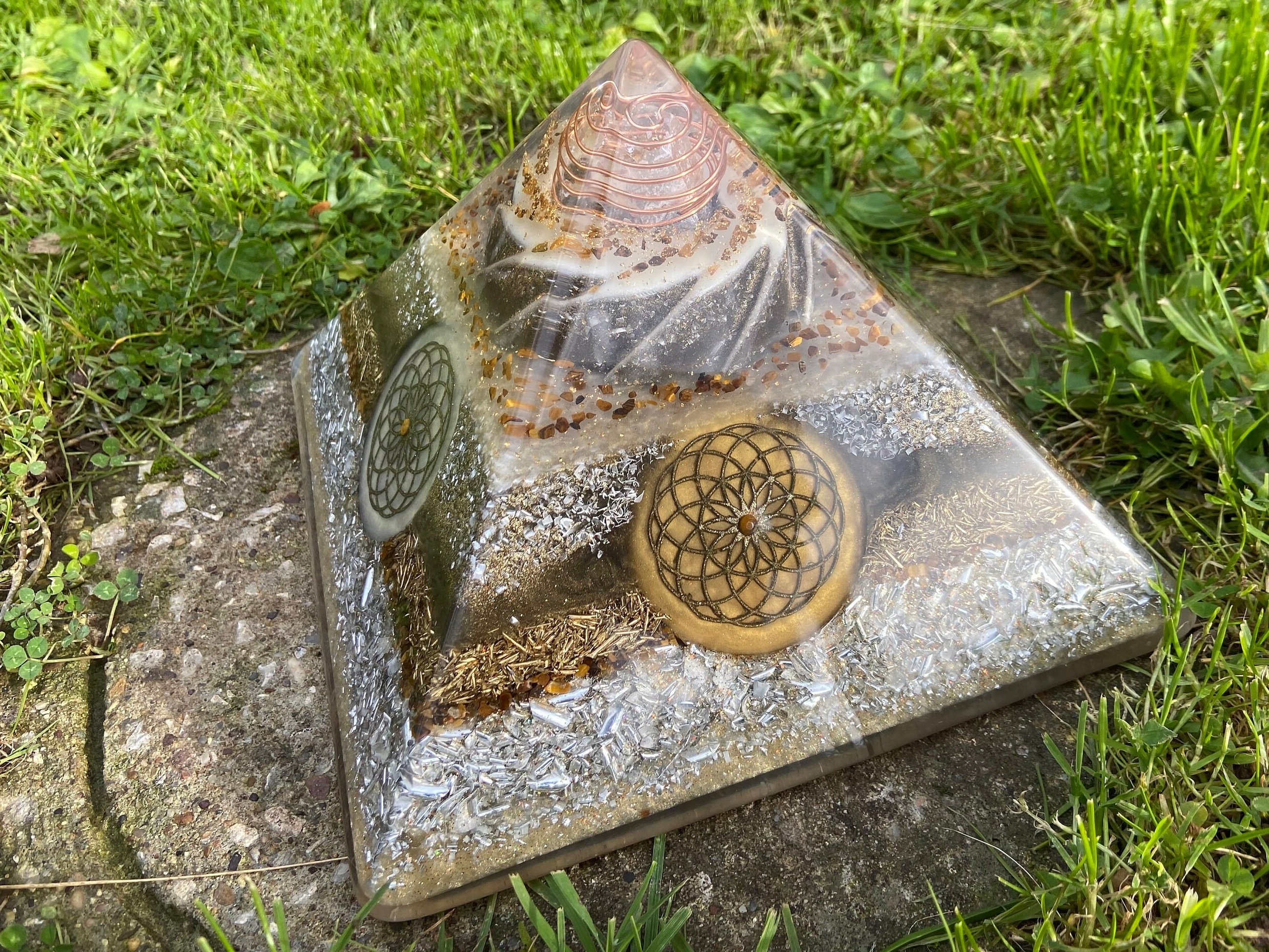 XL Tigers Eye & 24k Gold Pyramid Orgone Energy Generator-copper SBB ...