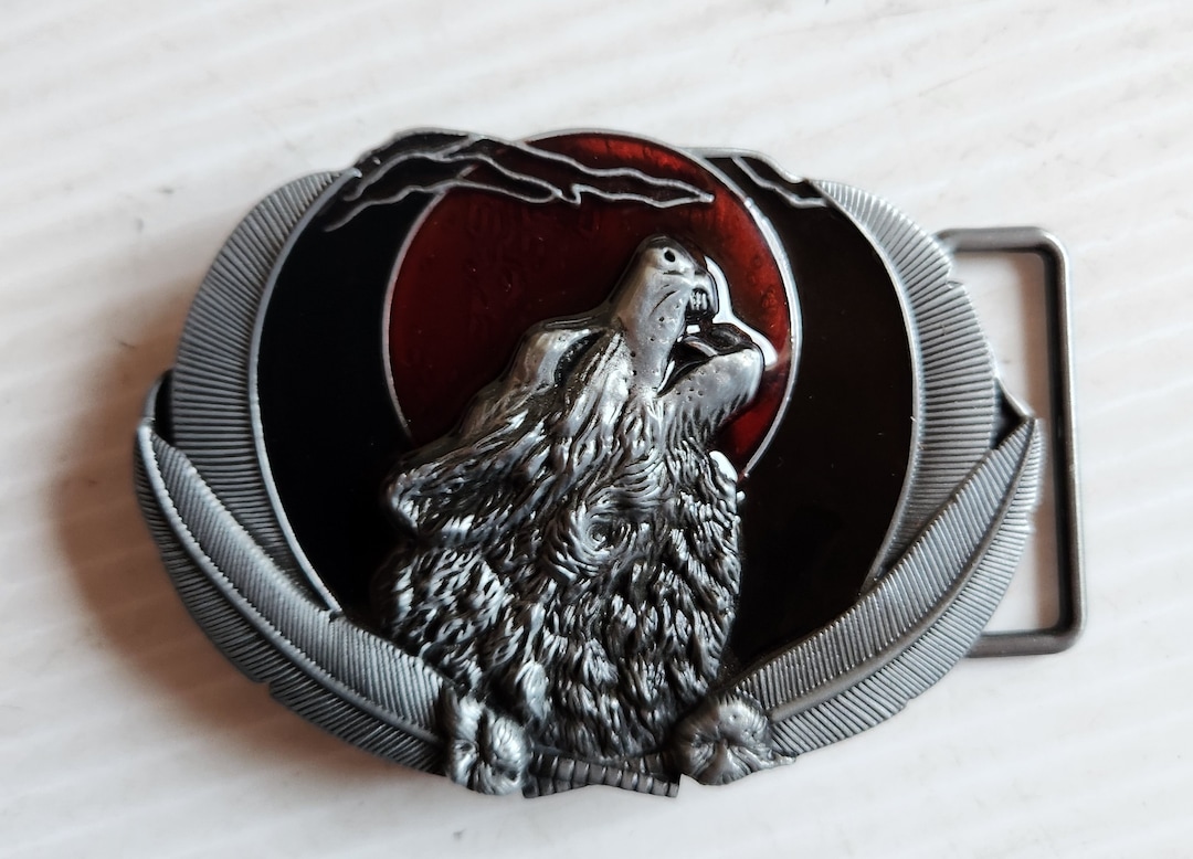 Red Howling Wolf Belt Buckle - Etsy