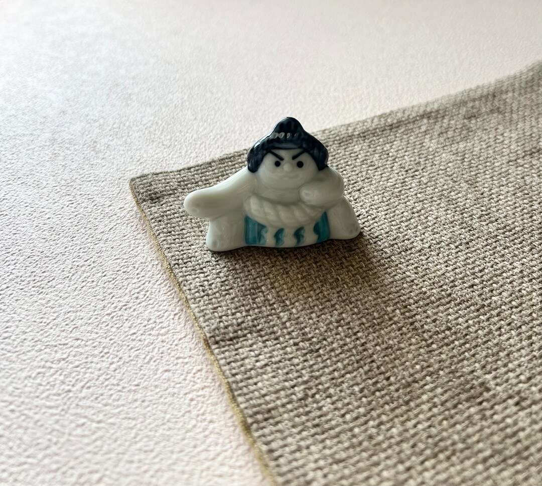 Miniature Art Kawaii Powerfull Sumo Wrestler Who Powerfully Supports ...