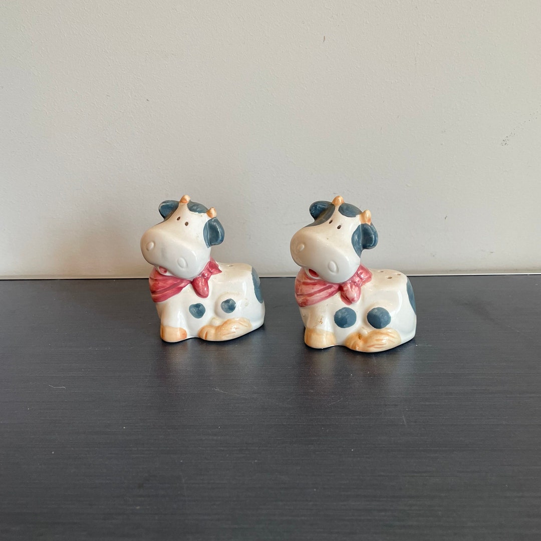 Vintage Cow Salt and Pepper Pots - Etsy