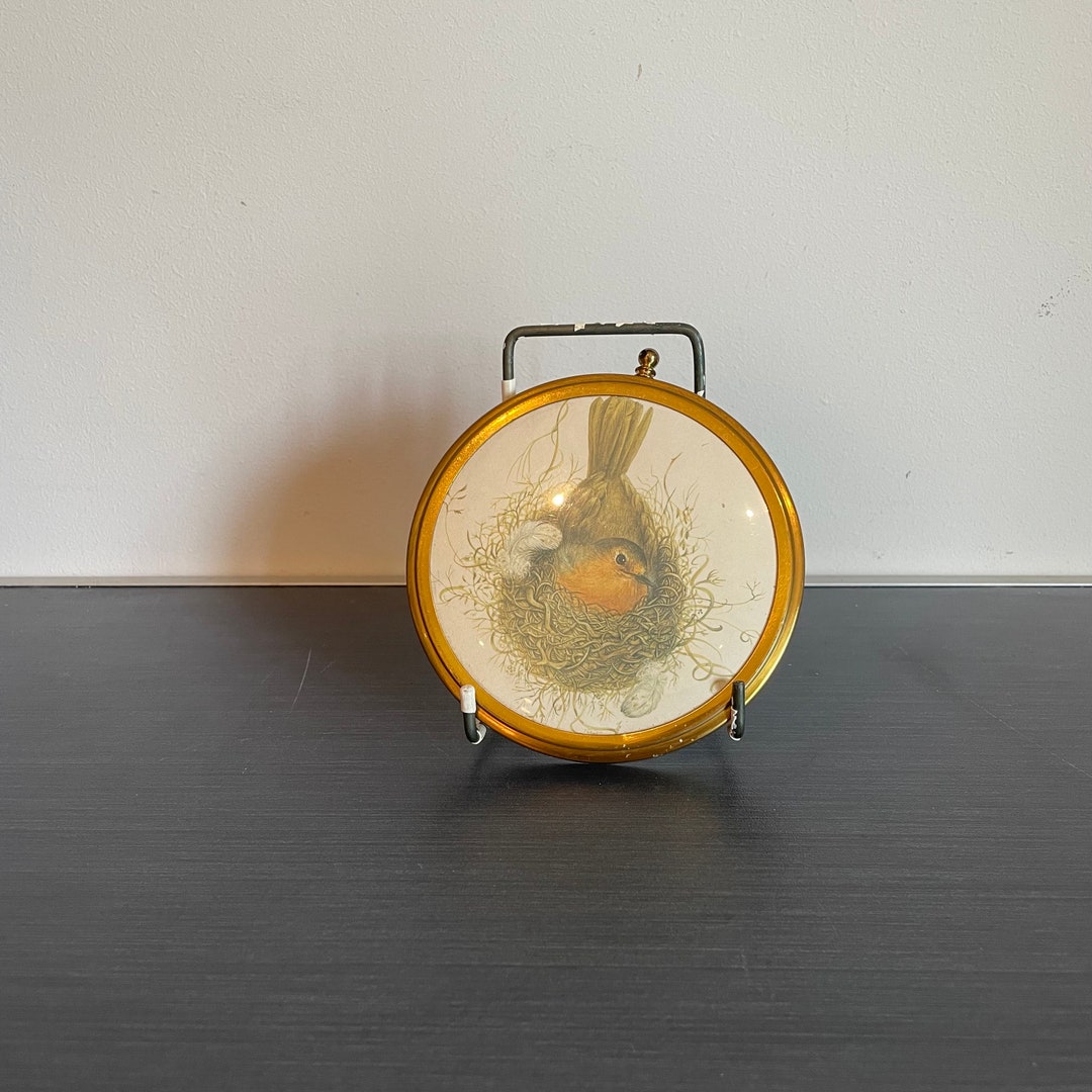 Vintage Gold Framed Robin Plaque - Etsy