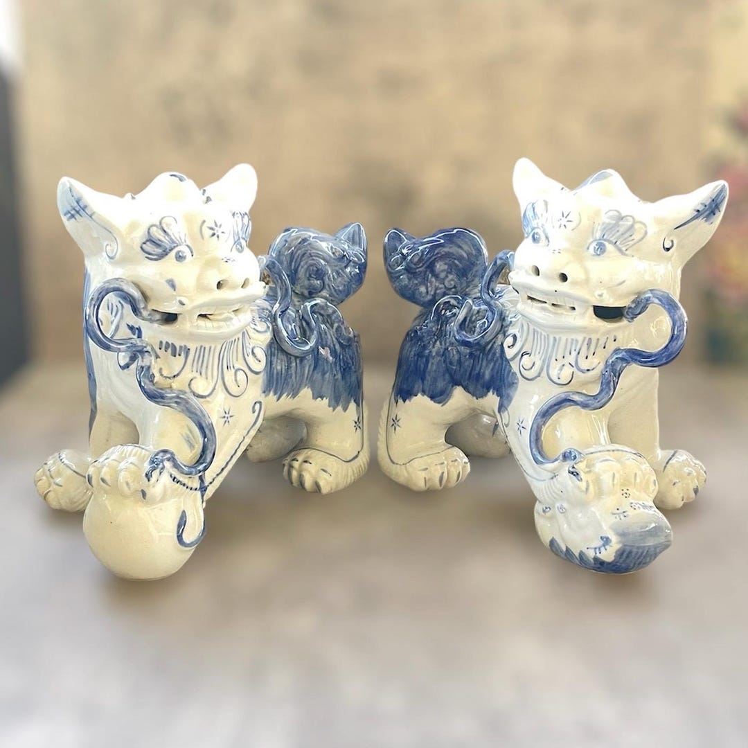 Vtg Blue & White Foo Dogs Chinese Guardian Lions Porcelain Set 2 Hand ...