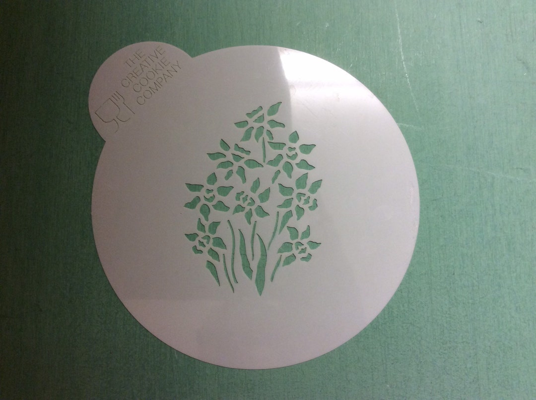 Daffodil Easter Egg Stencil. - Etsy UK