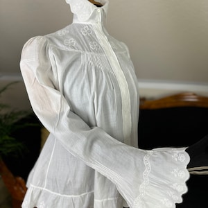 Boudoir or Bed Jacket From the Late Victorian Period, Ca. 1898, Antique ...