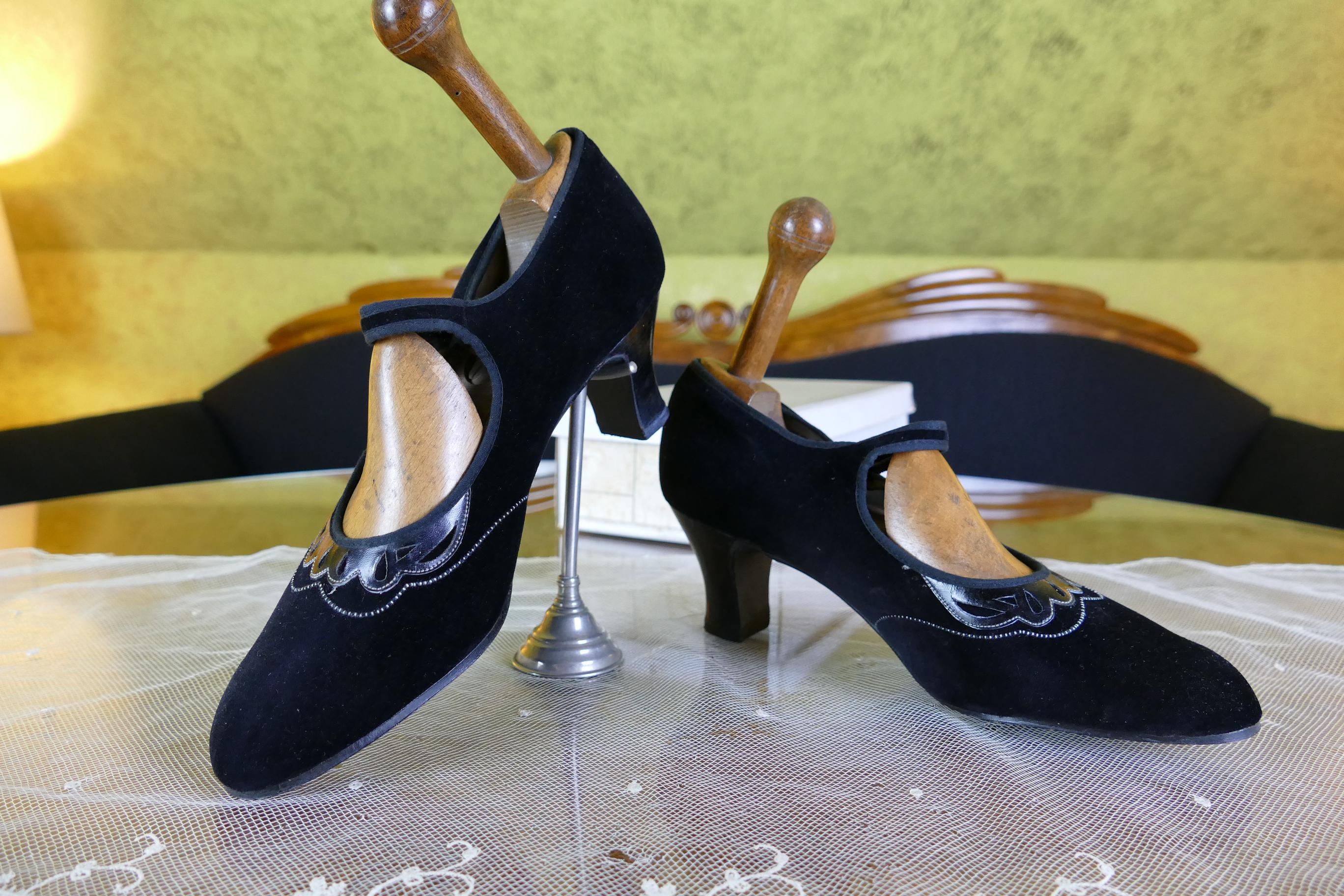 1920s Velvet Pumps, Germany, Antique Flapper Shoes - Etsy