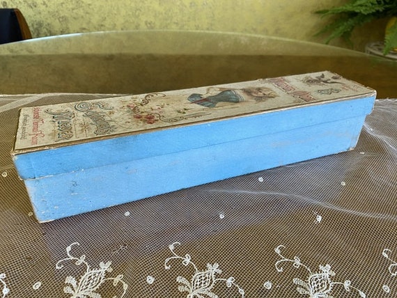 1895 WIENER MODE Corset Box, antique corset box, anti… - Gem