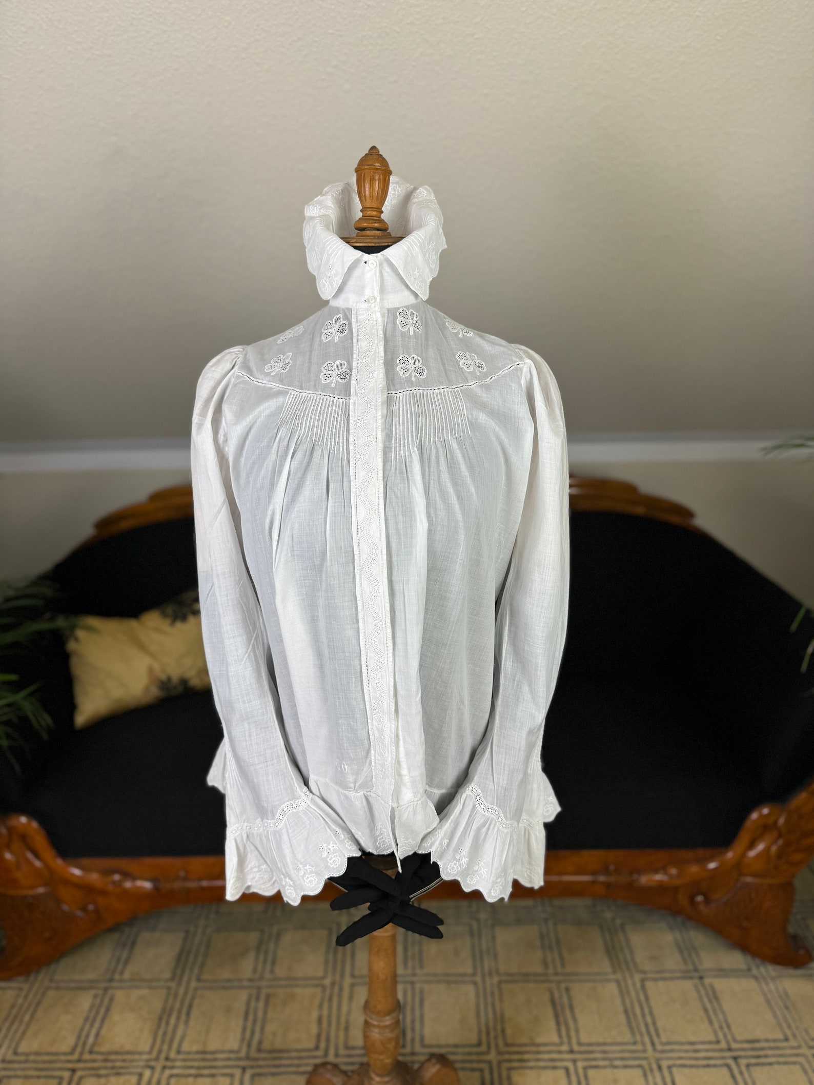 Boudoir or Bed Jacket From the Late Victorian Period, Ca. 1898, Antique ...