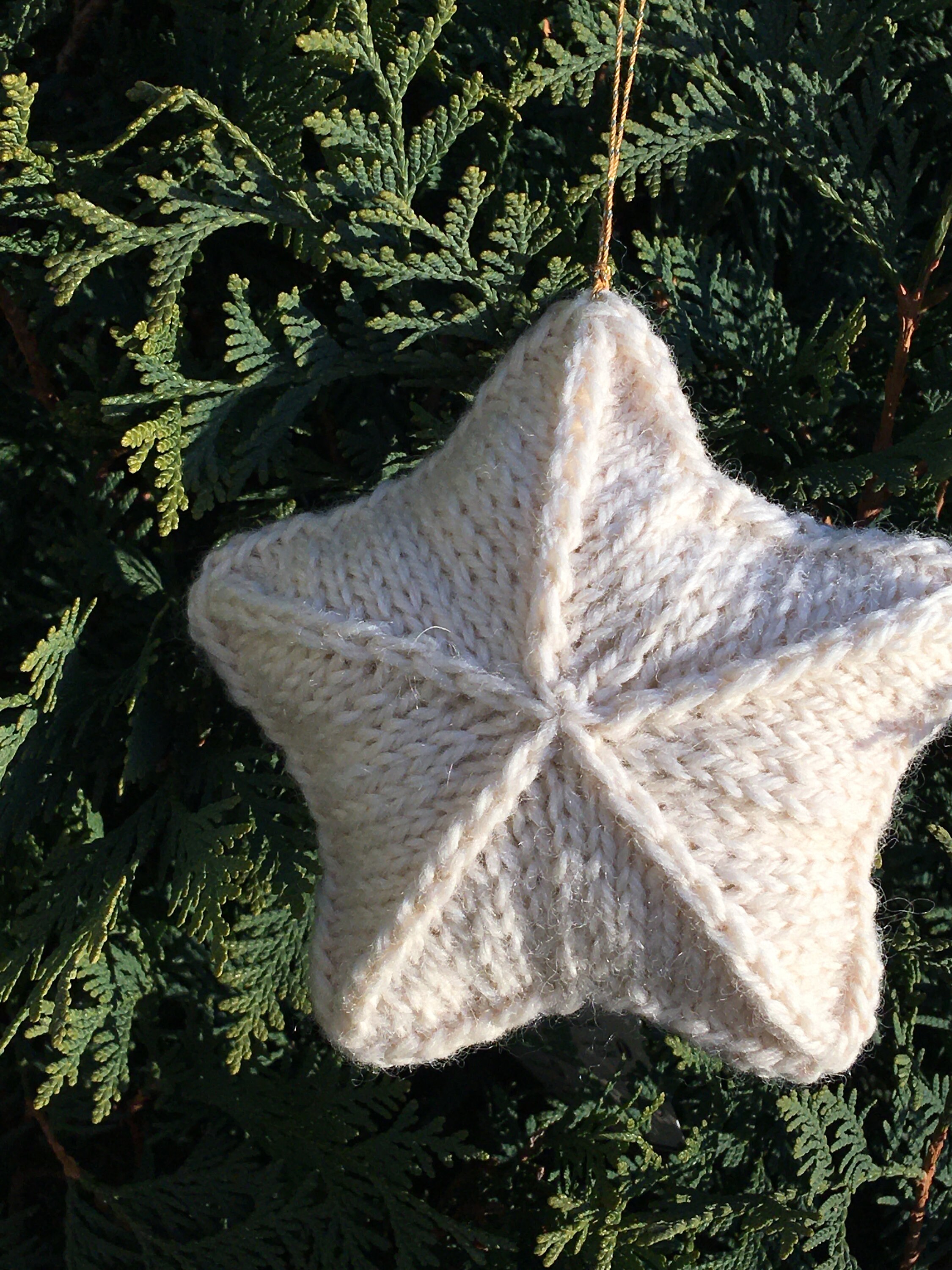 Knitting Pattern: made of Stars Hand Knit Star - Etsy