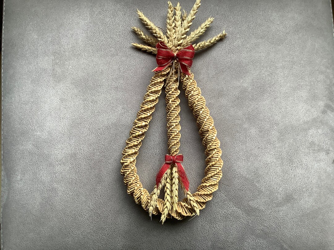 Handmade Traditional Corn Dolly - Rustic Essex Terret Harvest Trophy ...