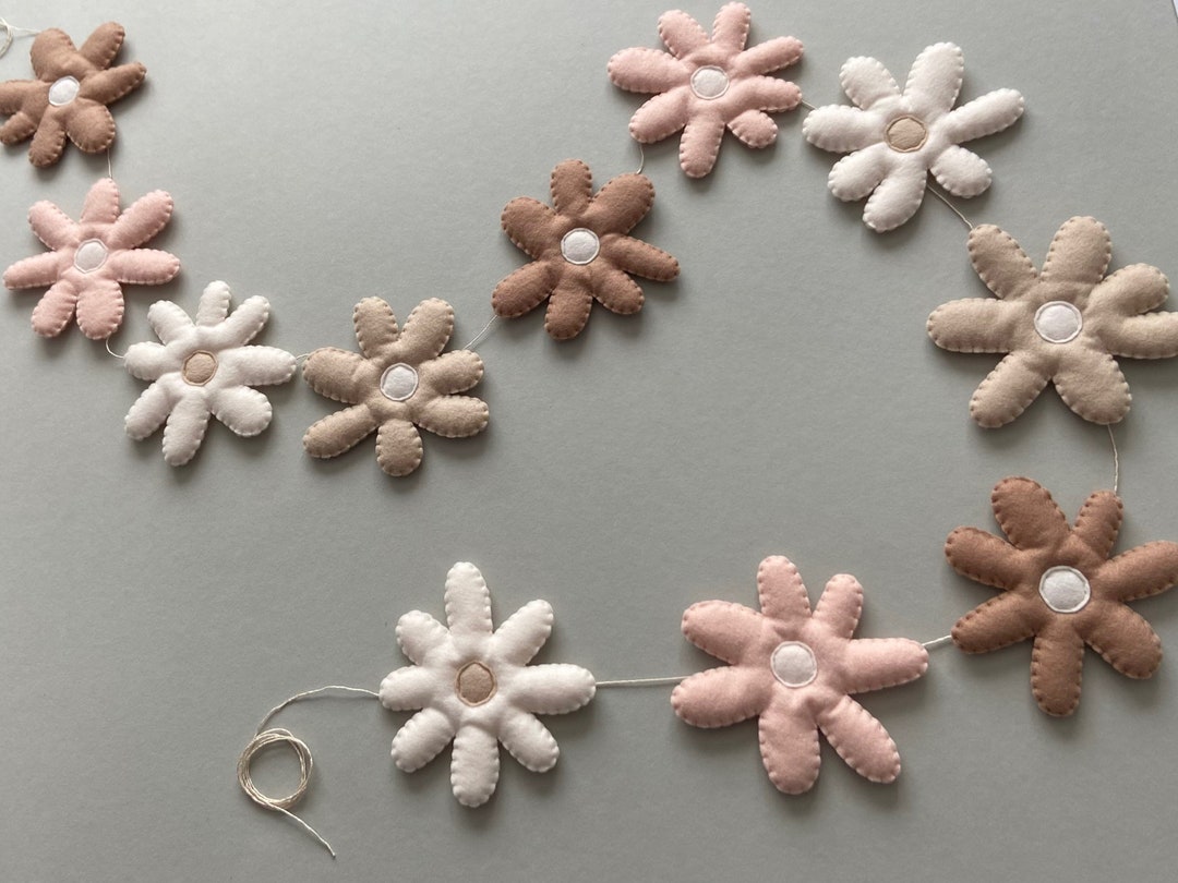 Daisy Garland, Daisy Felt Garland, Flower Bunting, Daisy Wall Garland ...