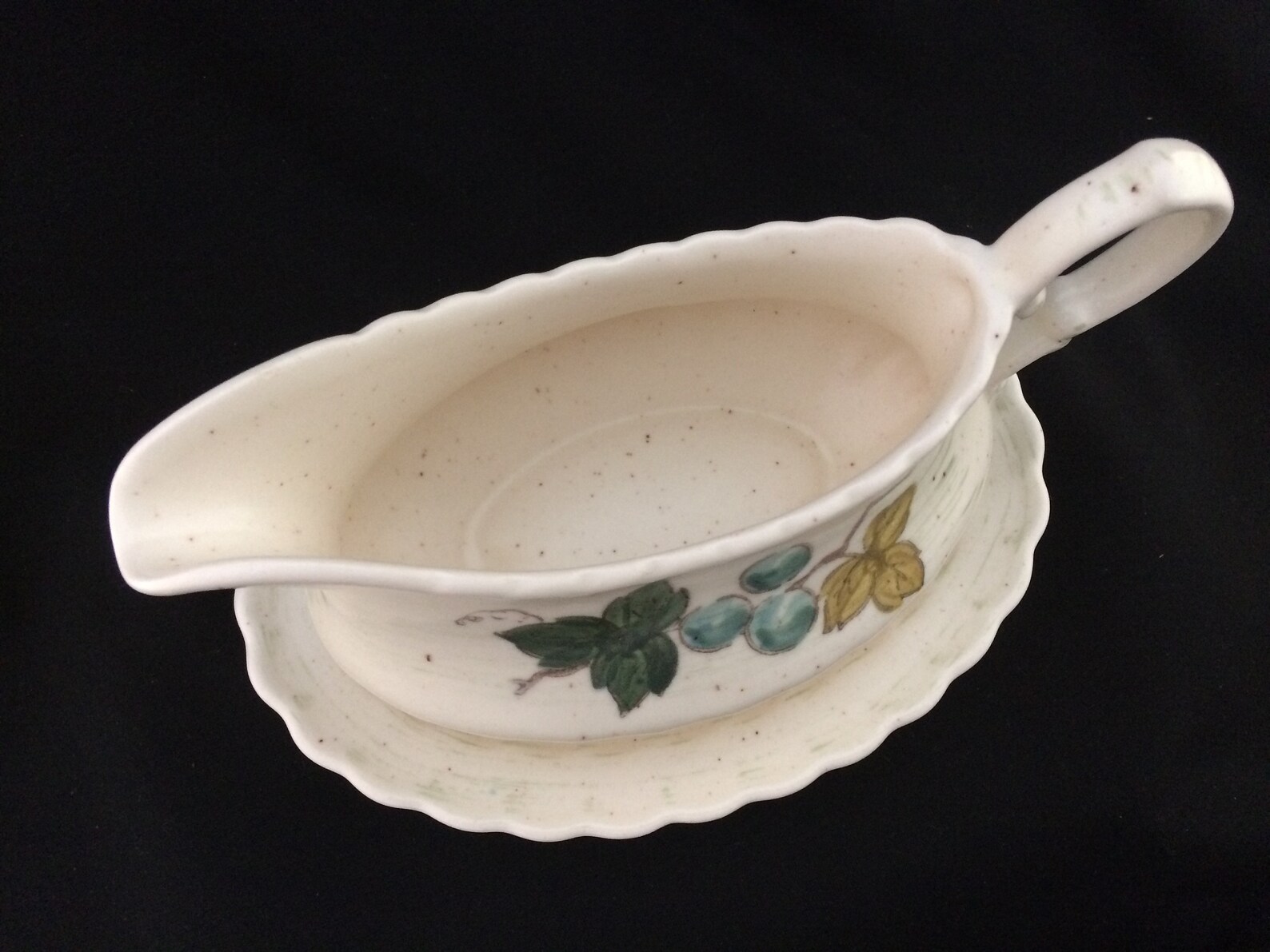 Metlox Vineyard GRAVY BOAT With Attached UNDERPLATE, Vintage California ...
