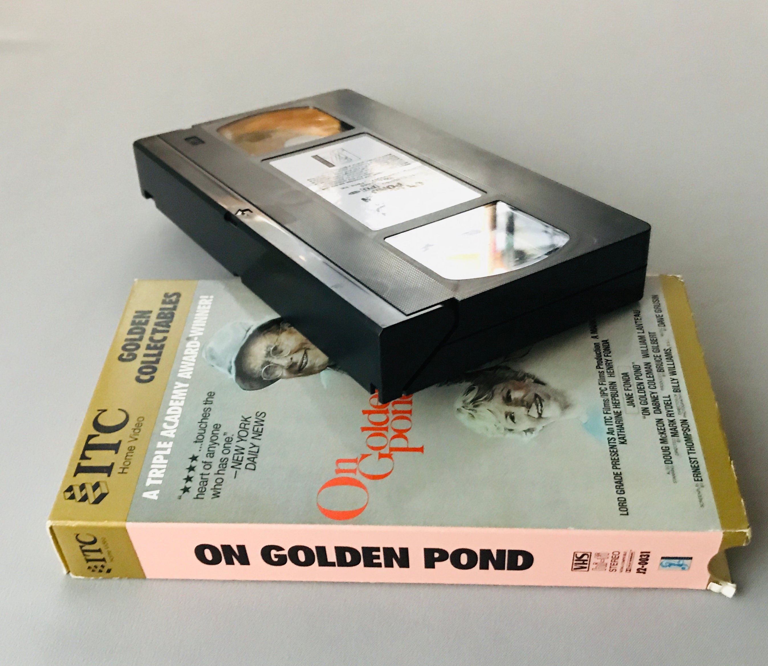 On Golden Pond 1988 Vintage VHS Tape Vcr Classic Video Katharine ...