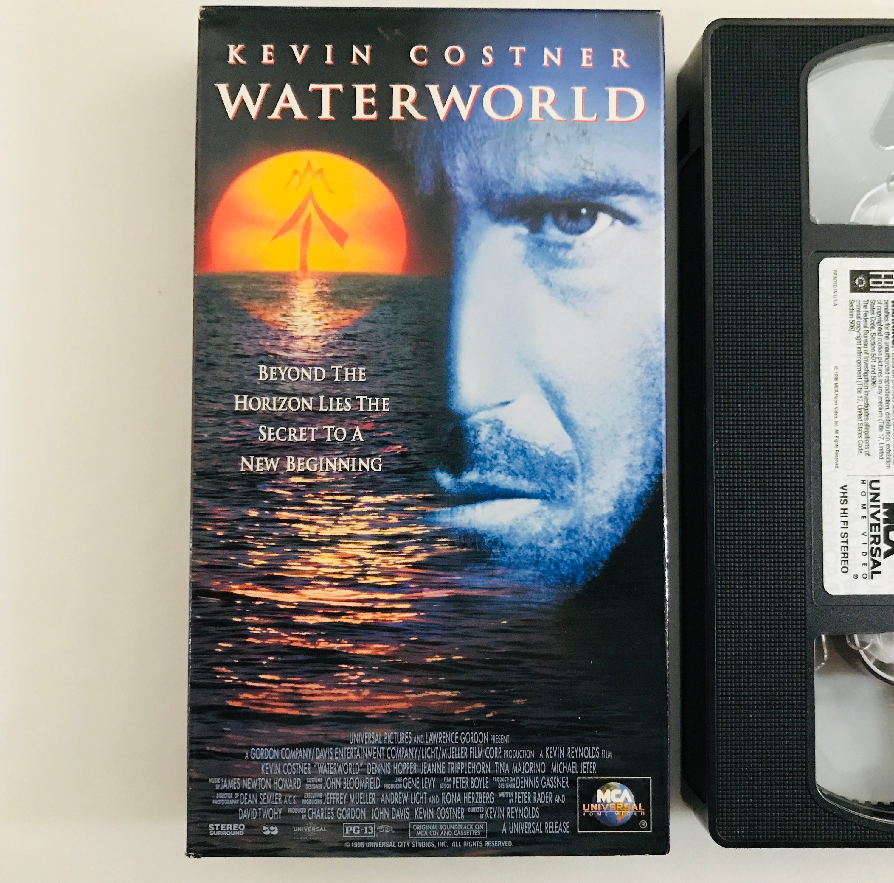 Waterworld, 1995 Kevin Costner, Dennis Hopper Vintage VHS Vcr Tape ...