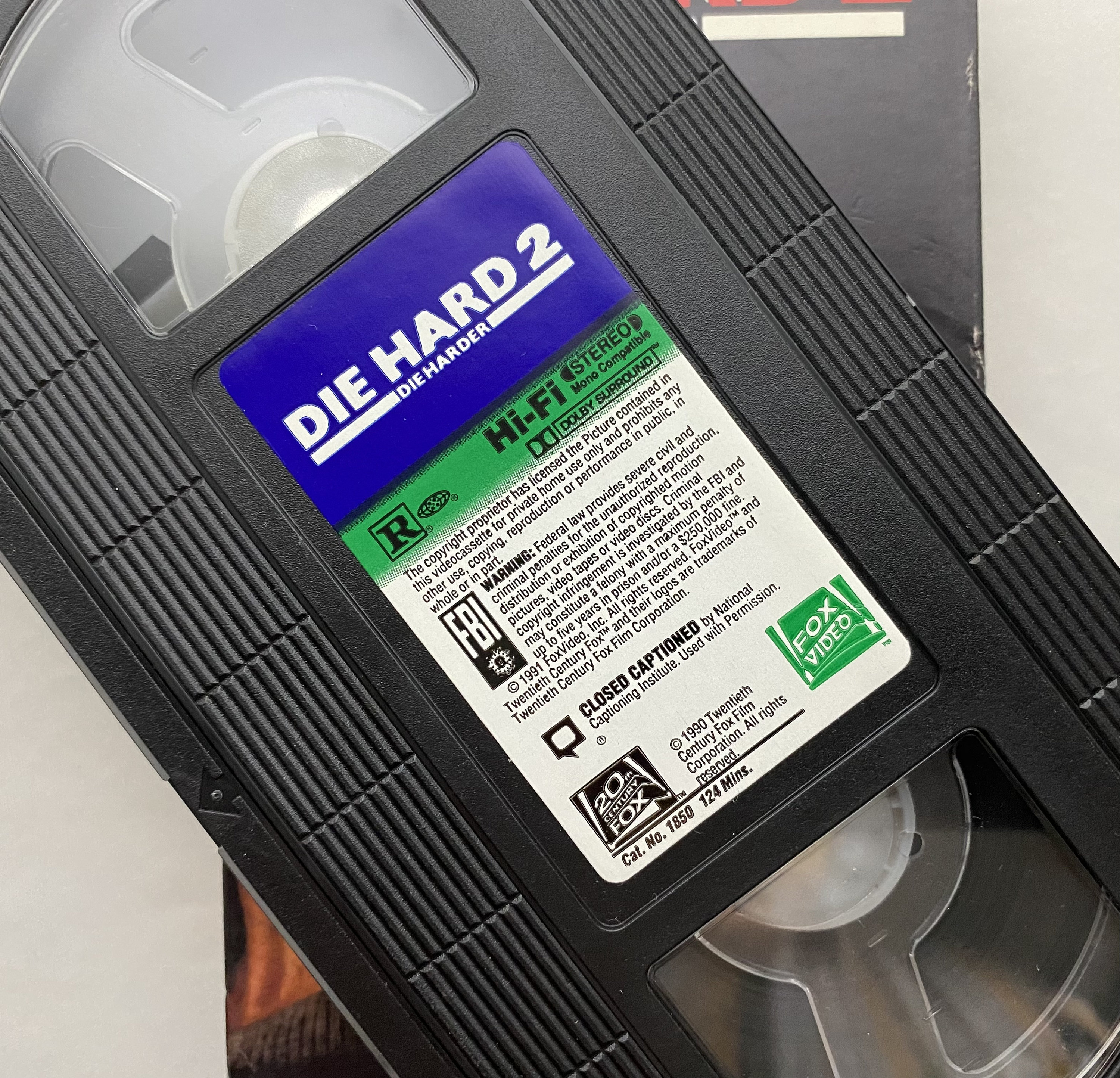 DIE HARD 2 Die Harder, 1990 Bruce Willis, Bonnie Bedelia, William ...