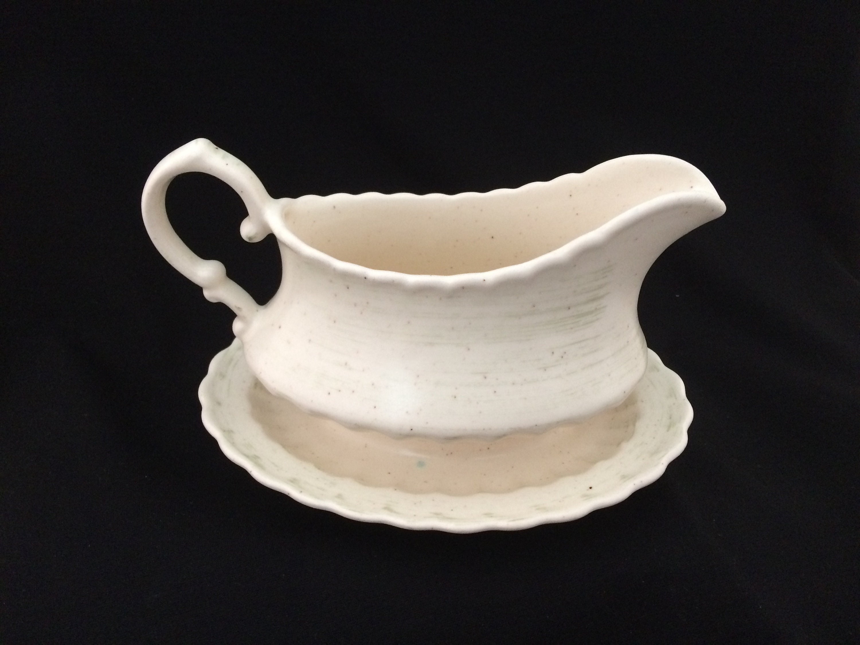 Metlox Vineyard GRAVY BOAT With Attached UNDERPLATE, Vintage California ...