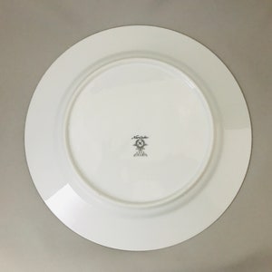 Noritake Trilby DINNER PLATE White Yellow Green Daisy Daisies Flowers ...