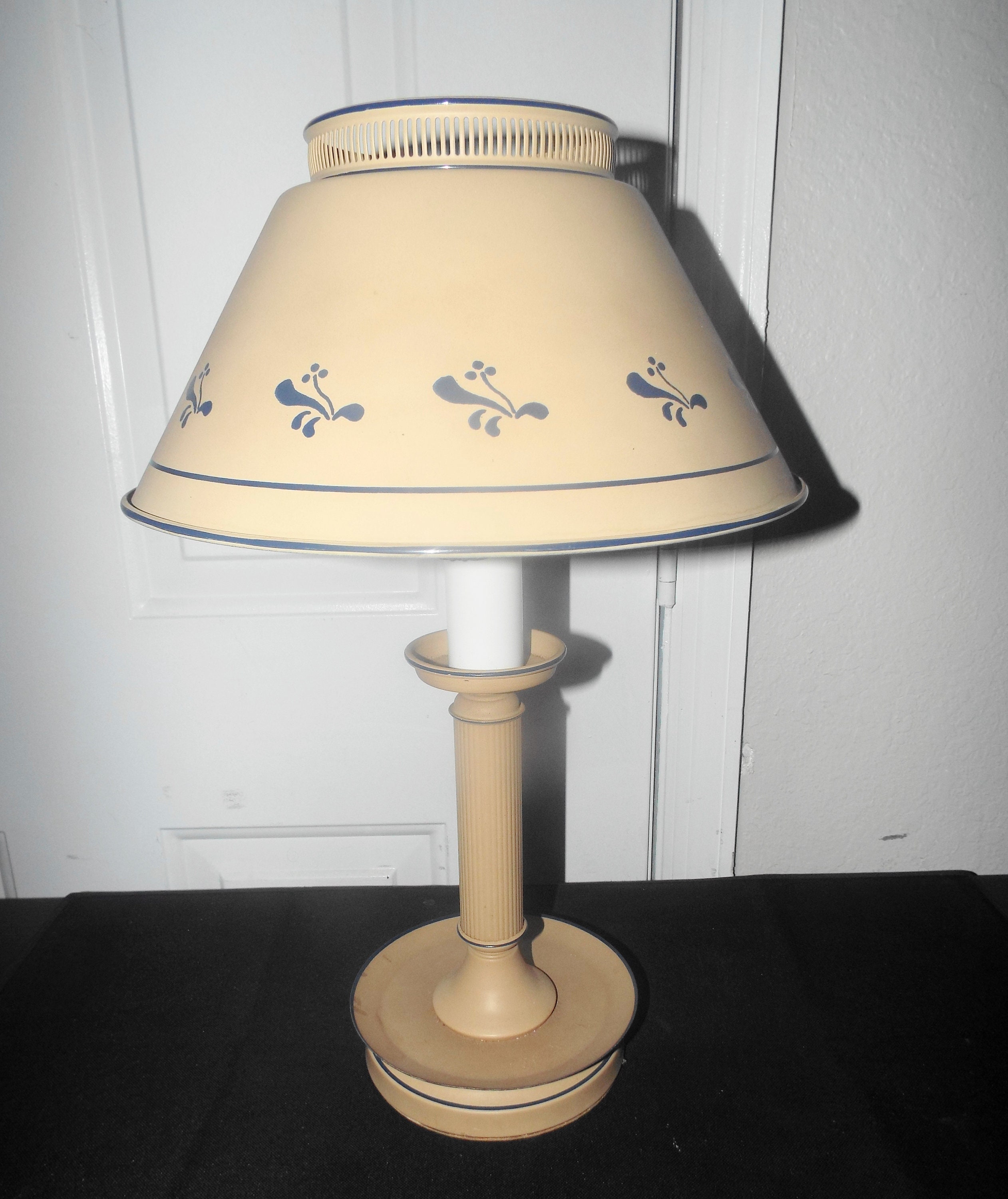 Gone With the Wind Tall 19"h 3-way Tole-ware Fancy Beige Colored Metal ...