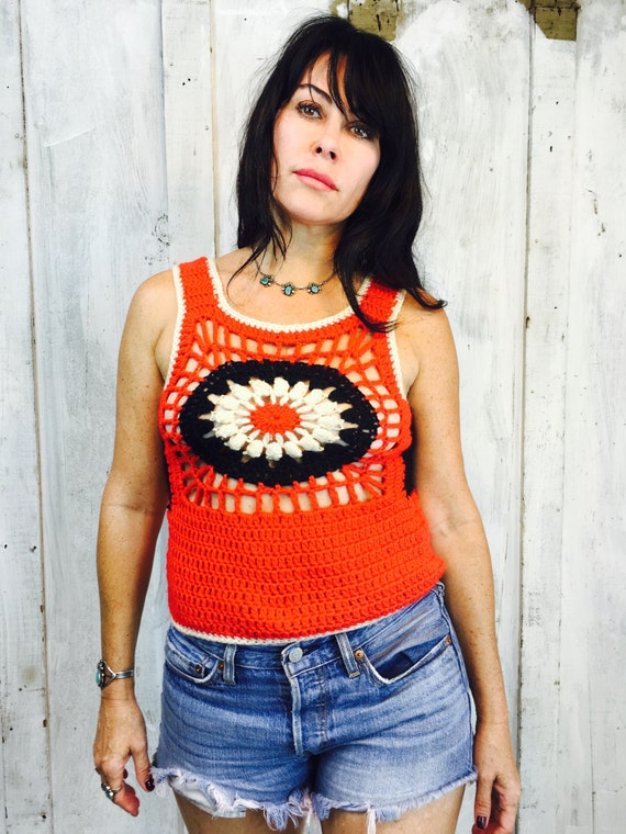 Vintage Crochet Top//Handmade Crochet 1970s Top// Hip… - Gem