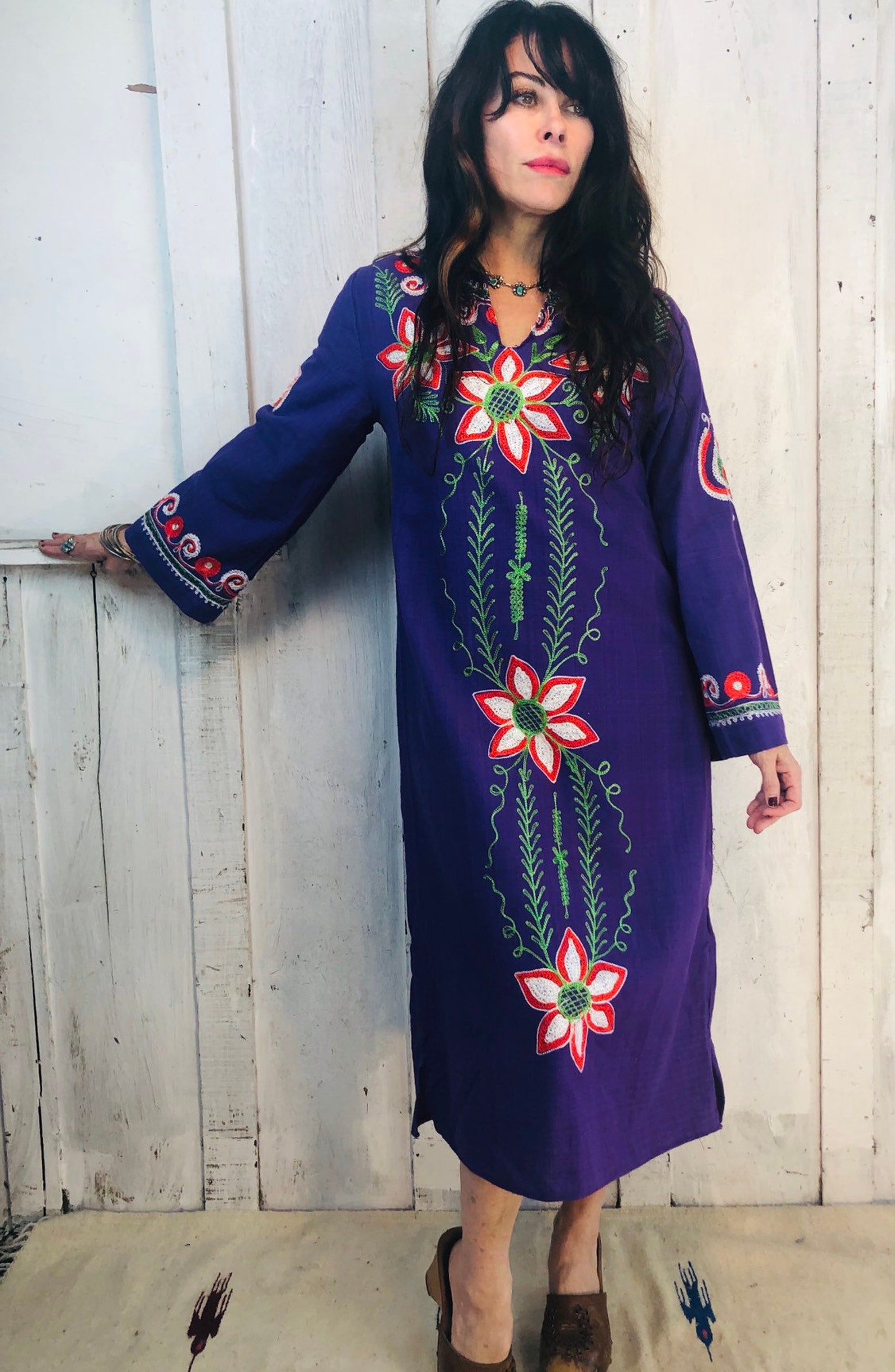 Vintage Indian Caftan/: 70s Embroidered Ethnic Kaftan// Indian Bohemian ...