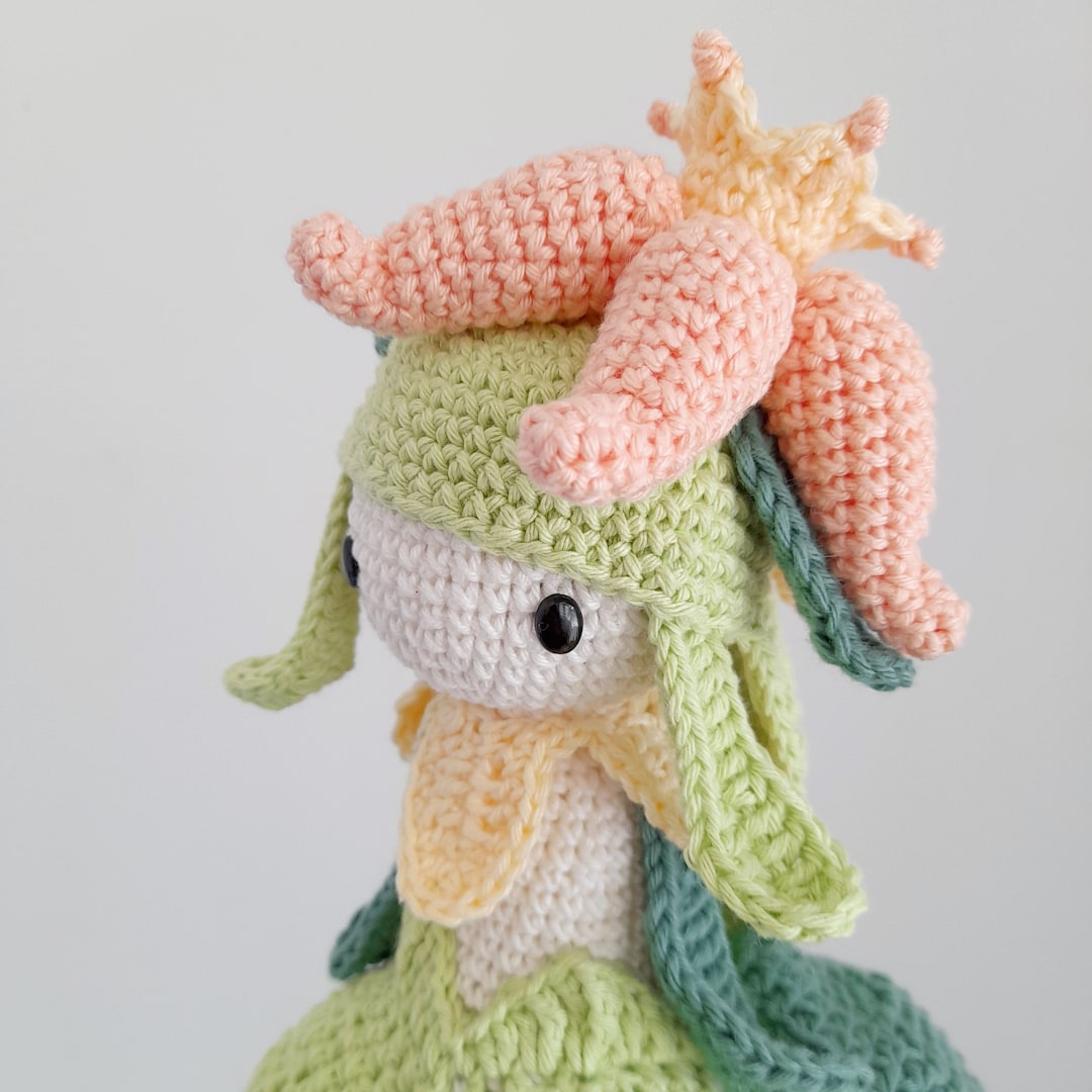 Lilligant Crochet Pattern - DIY Amigurumi Plush - Pokémon Inspired - Etsy