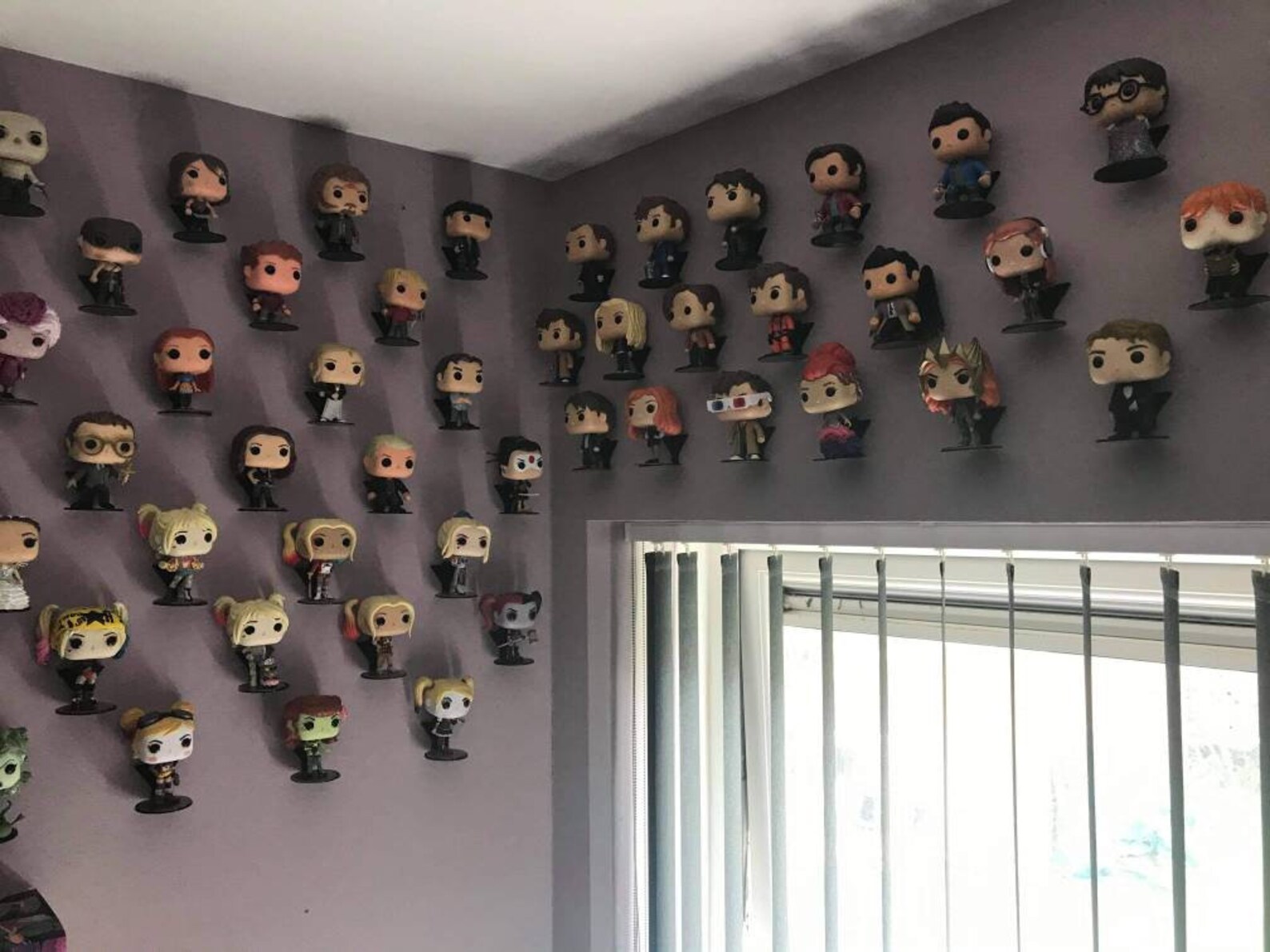 Pack of 100 Pop Vinyl Wall Display shelf Stands. | Etsy UK