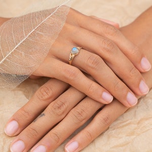 Labradorite Ring tika Gold Twig Engagement Ring, Leaf & Branch Nature ...