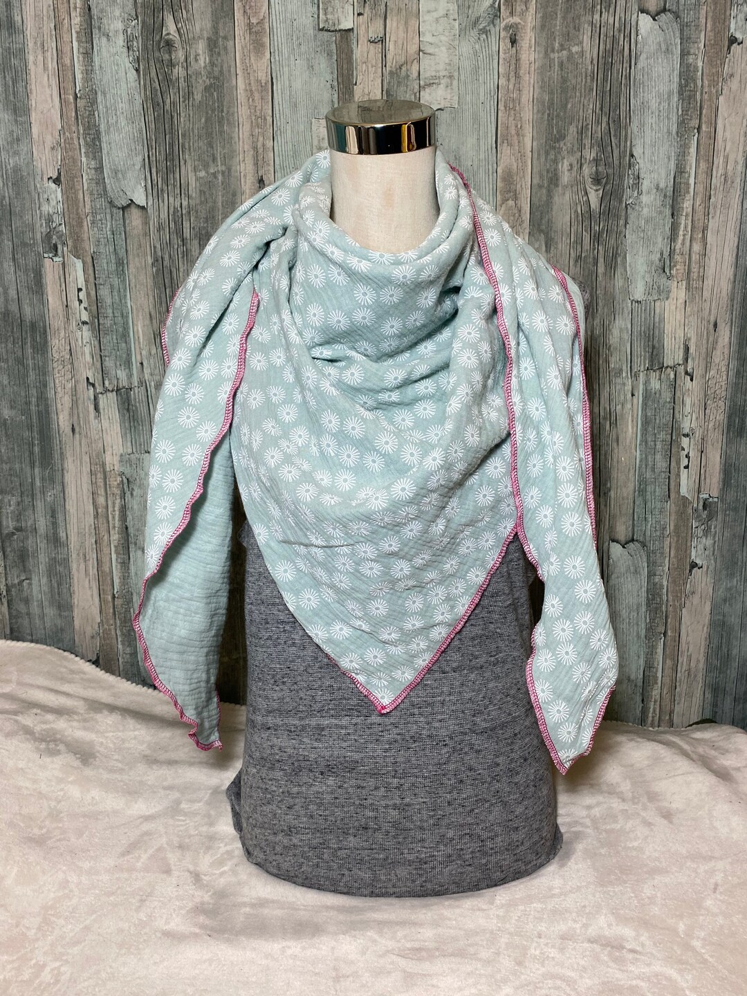 Triangle Scarf Neck Scarf Femme XXL « Fleurs menthe » Muslin Wrap Écharpe Tissu Écharpe Main ...