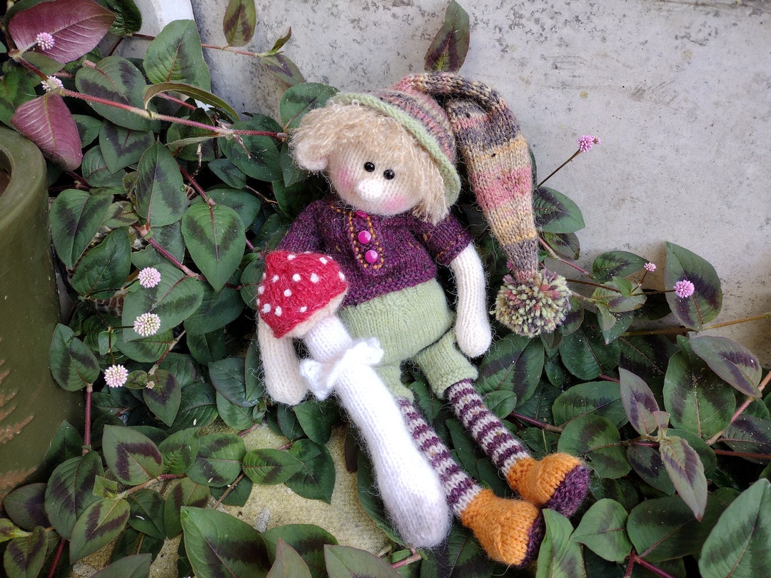 Martin the House Elf, Knitted Autumn Elf, Martin and the Toadstool - Etsy