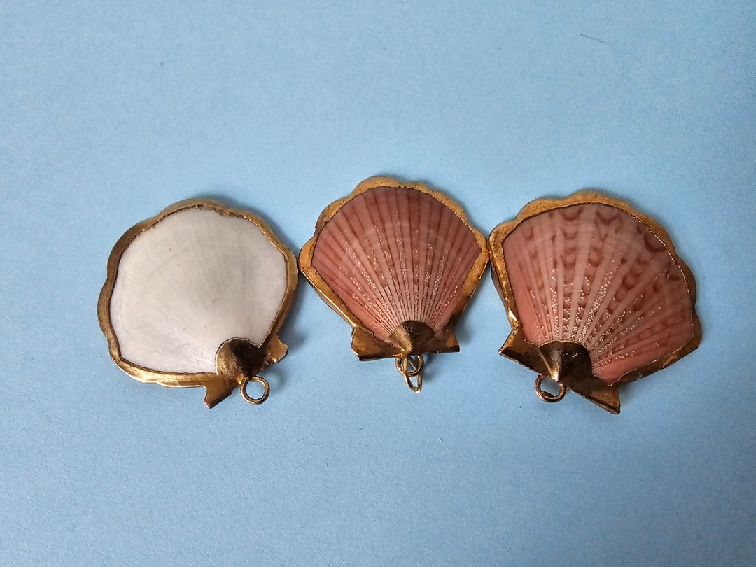 Vintage Shell Charms - Etsy