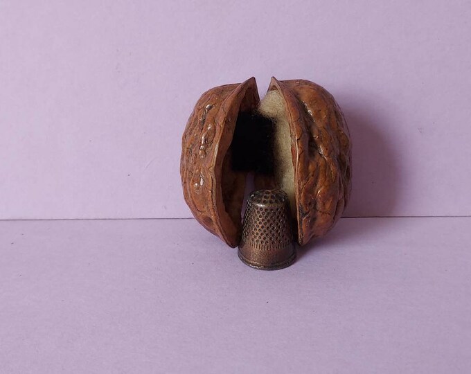 Antique Walnut Thimble Holder - Etsy