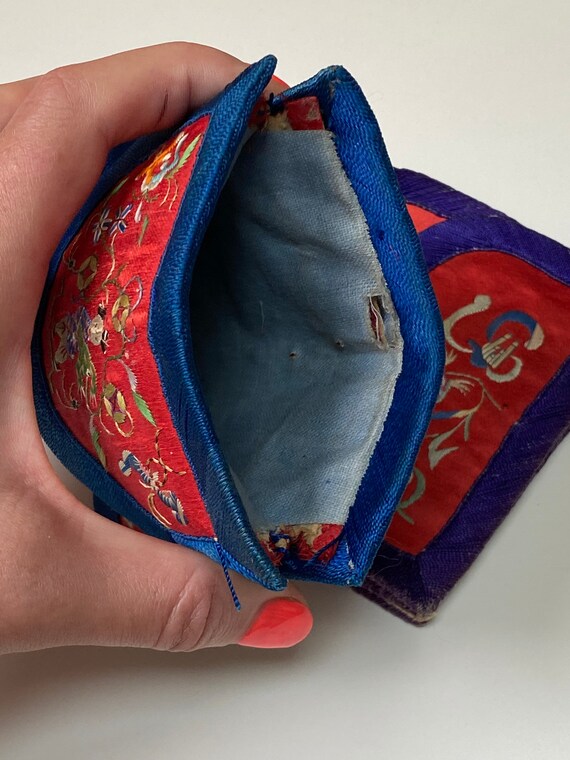 Antique Chinese Silk Embroidered Coin Purses - Gem