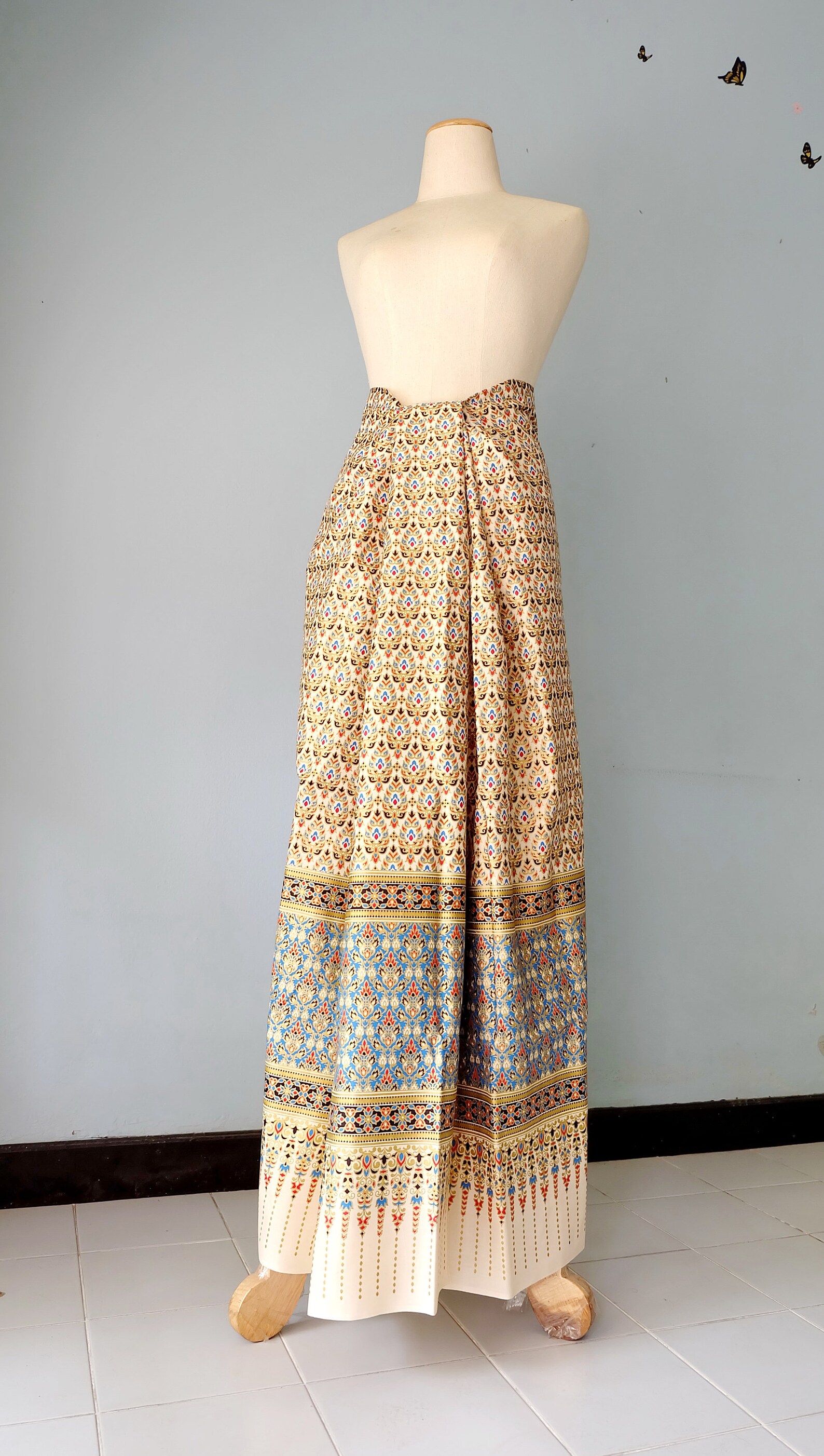 Gold Printed Batik Cotton Fabric: Thai Sarong Wrap Skirt Material ...
