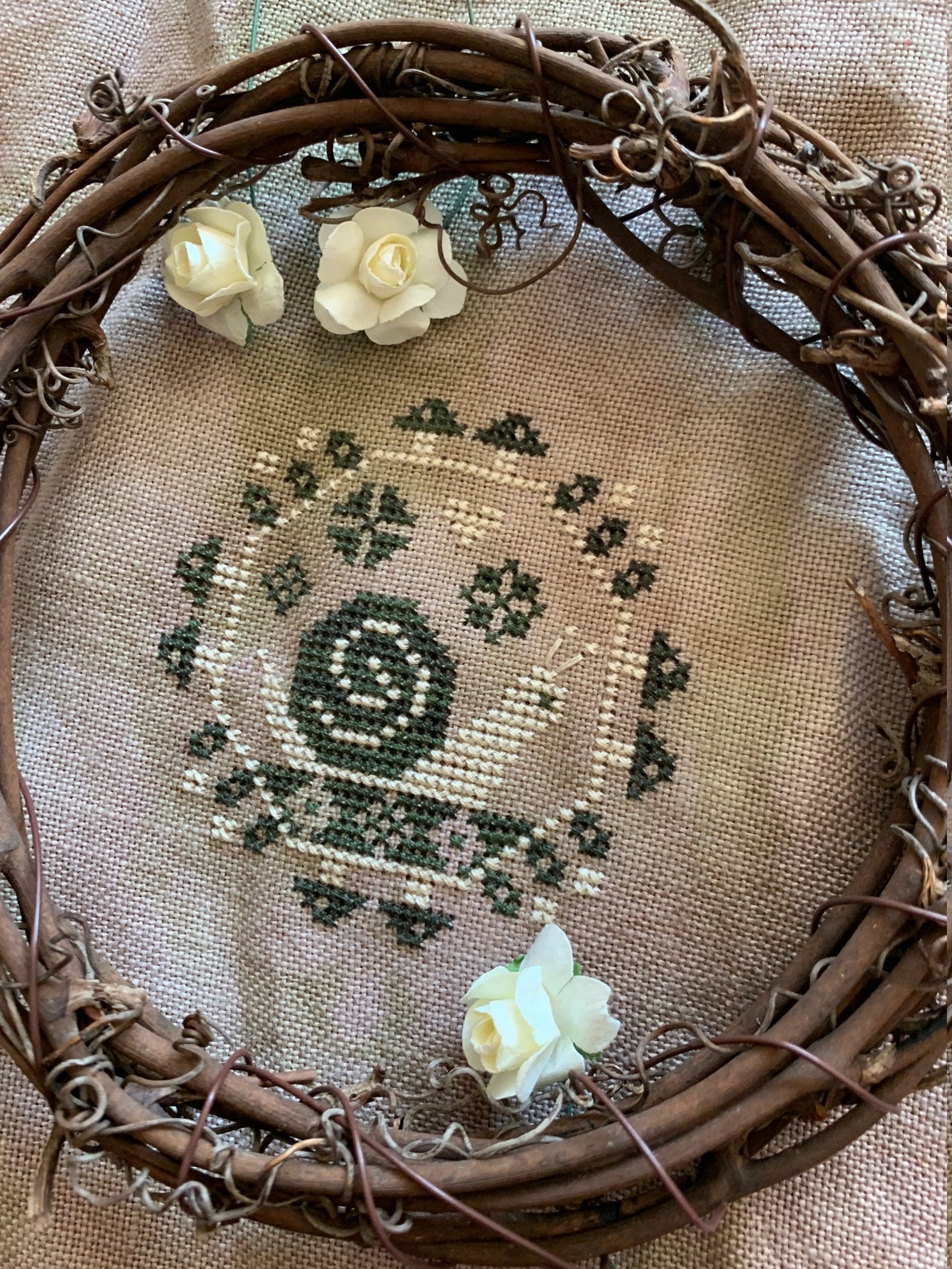 Quirky Quaker Snail PDF Pattern Cross Stitch Darling & - Etsy