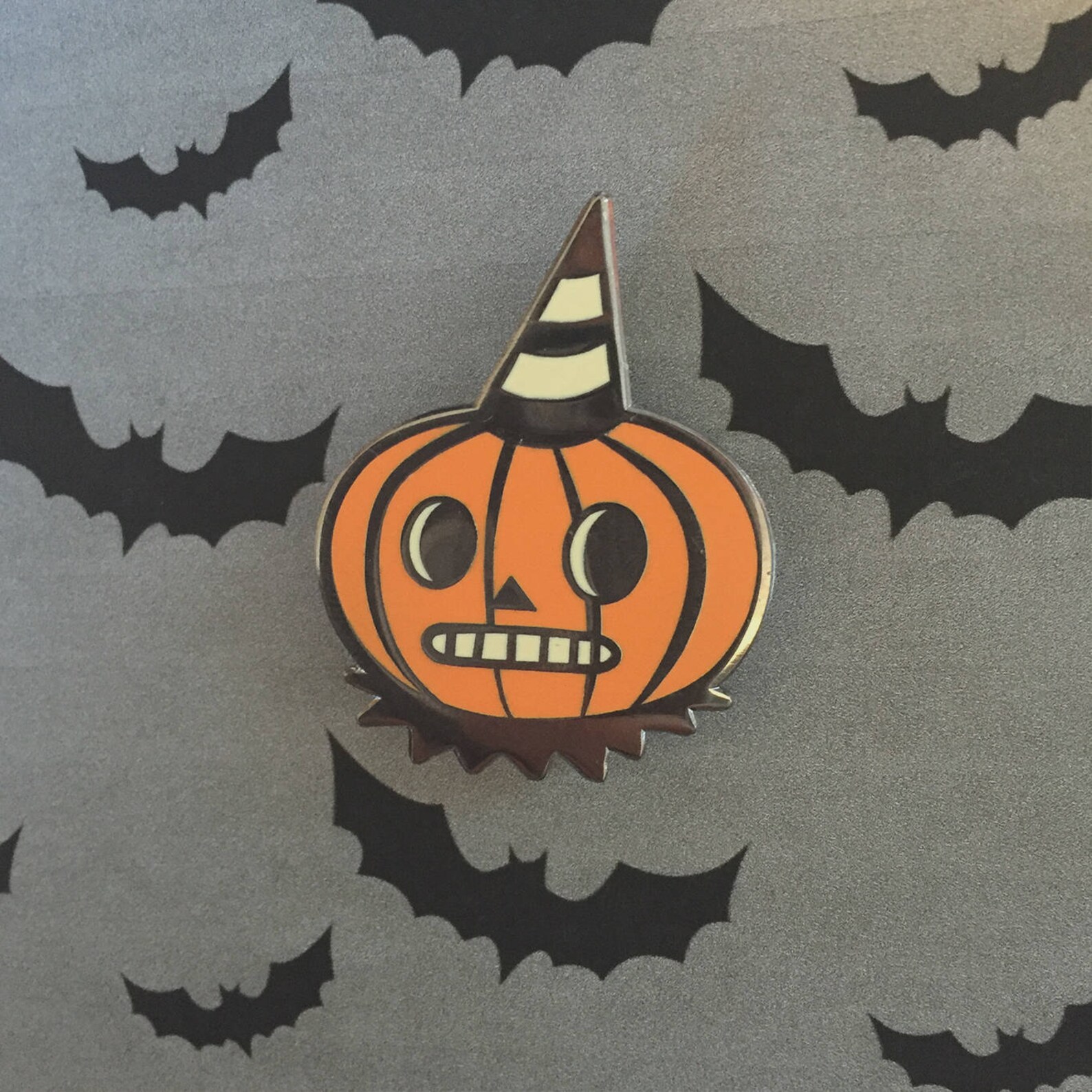 Folk Art Inspired Pumpkin Enamel Pin - Etsy