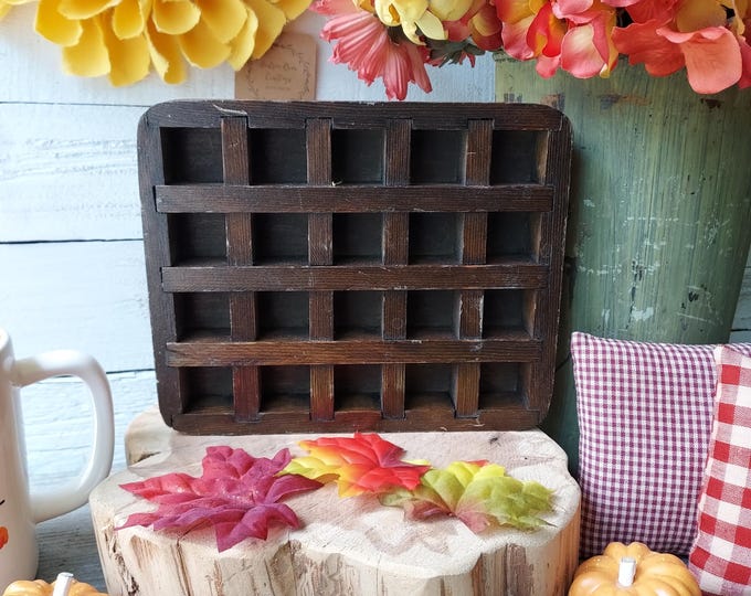 Vintage Display Rack, Wooden Display Hanging, Thimble Display, Smalls ...