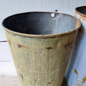 Vintage Sap Buckets, Maple Syrup Pails, Painted Sap Buckets, Primitive ...